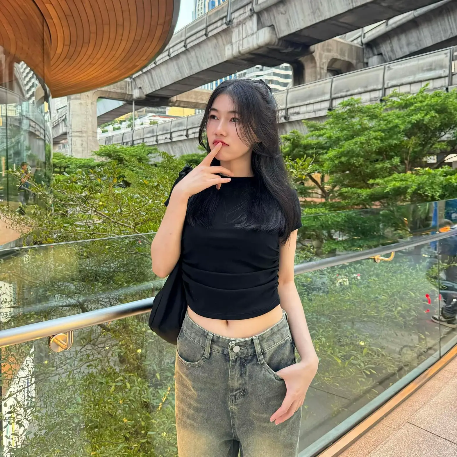 แจกพิกัด ไอเทมแต่งตัวสบายๆ 😍 | แกลเลอรีที่โพสต์โดย YHA NA | Lemon8