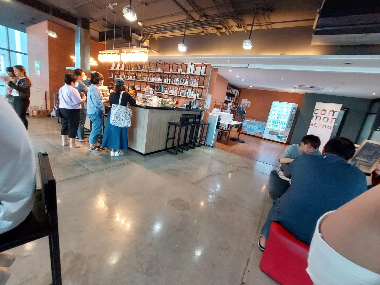 Sol Bar คาเฟ่ก้าวไกล | แกลเลอรีที่โพสต์โดย Onlaphatsaya | Lemon8