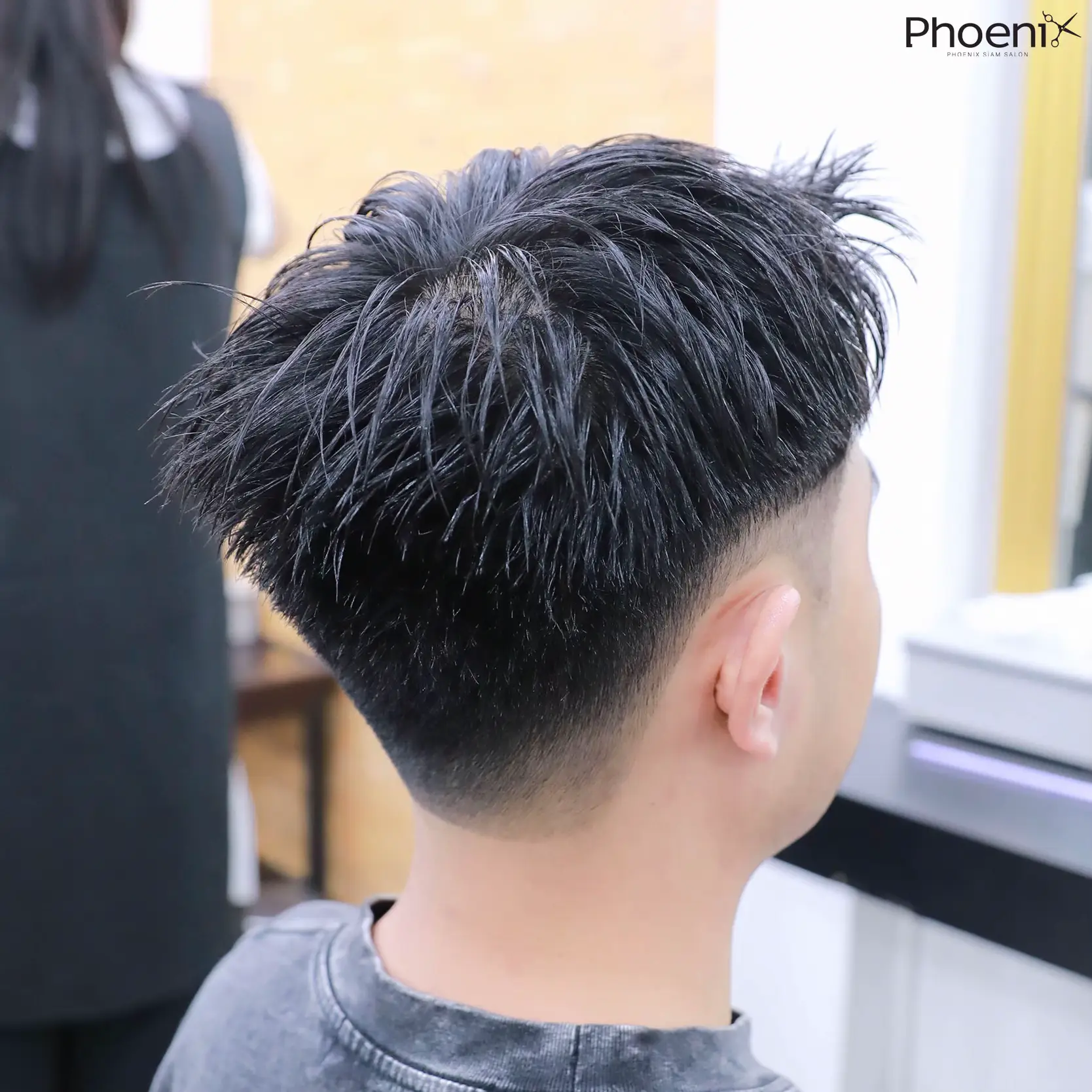 ทรงผม DROP CUT | แกลเลอรีที่โพสต์โดย PHOENIX | Lemon8