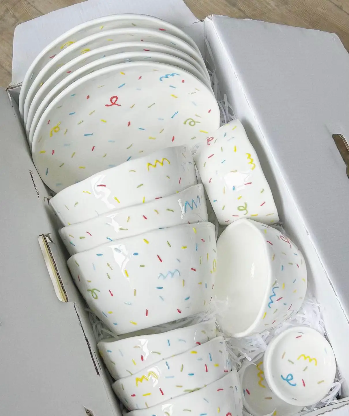 🌷 ชุดจานชามเซรามิค ลายน่ารักๆ 📍https://shope.ee/7pUPJi | แกลเลอรีที่โพสต์โดย Pare Lalilrida | Lemon8