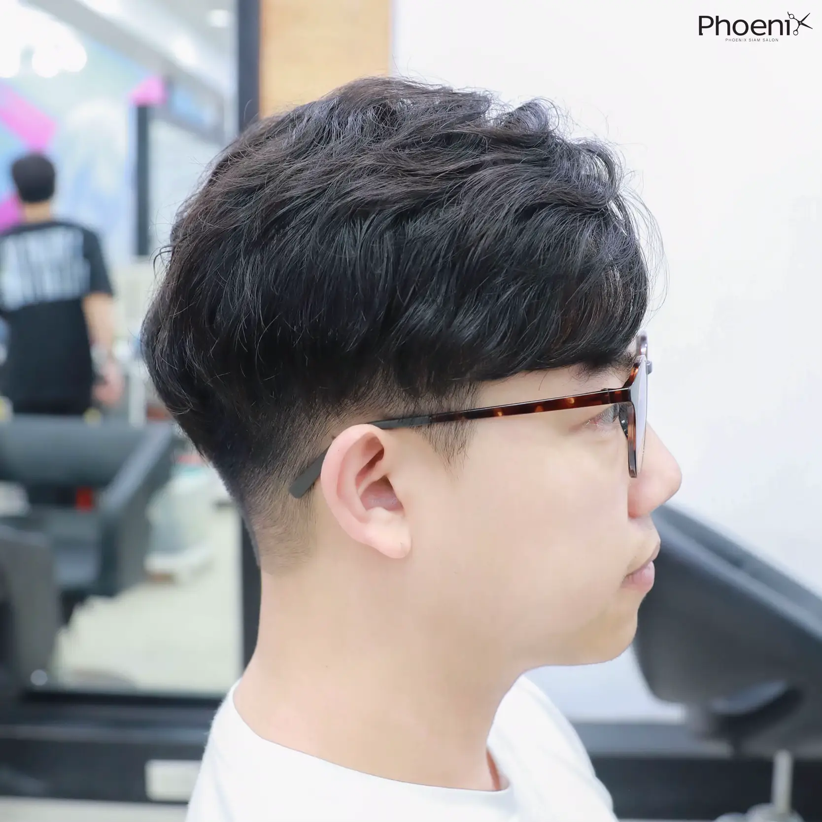 เทรนด์ทรงผม ดัดวอลลุ่ม สไตล์เกาหลี COLD PERM | แกลเลอรีที่โพสต์โดย PHOENIX | Lemon8