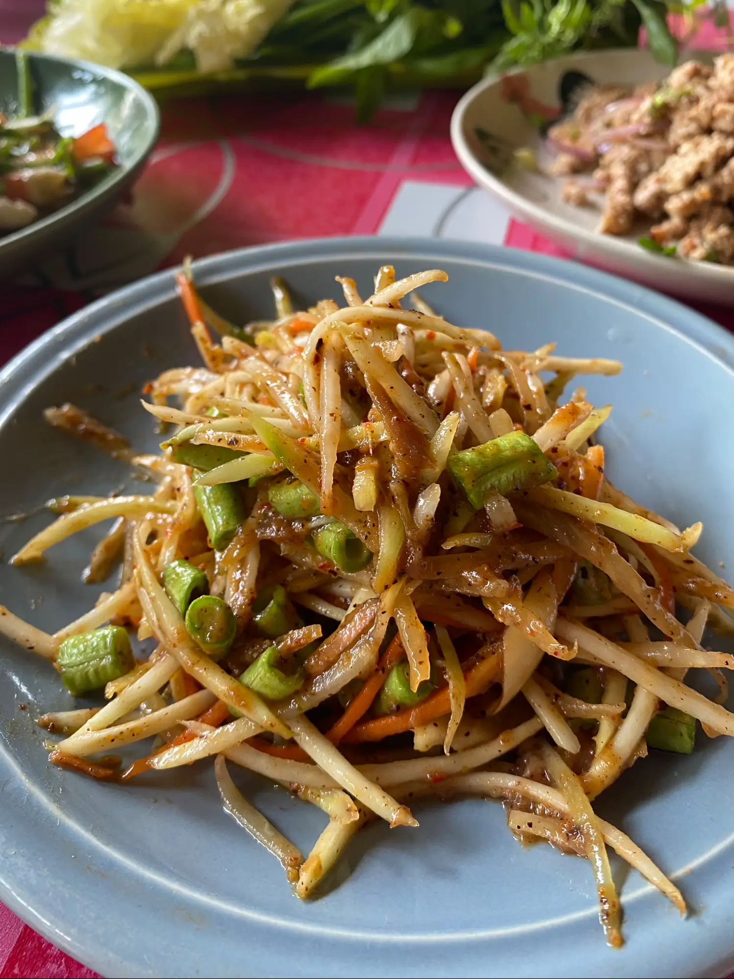 ส้มตำเจ้าดังเมืองแกลง | แกลเลอรีที่โพสต์โดย YM is happy | Lemon8