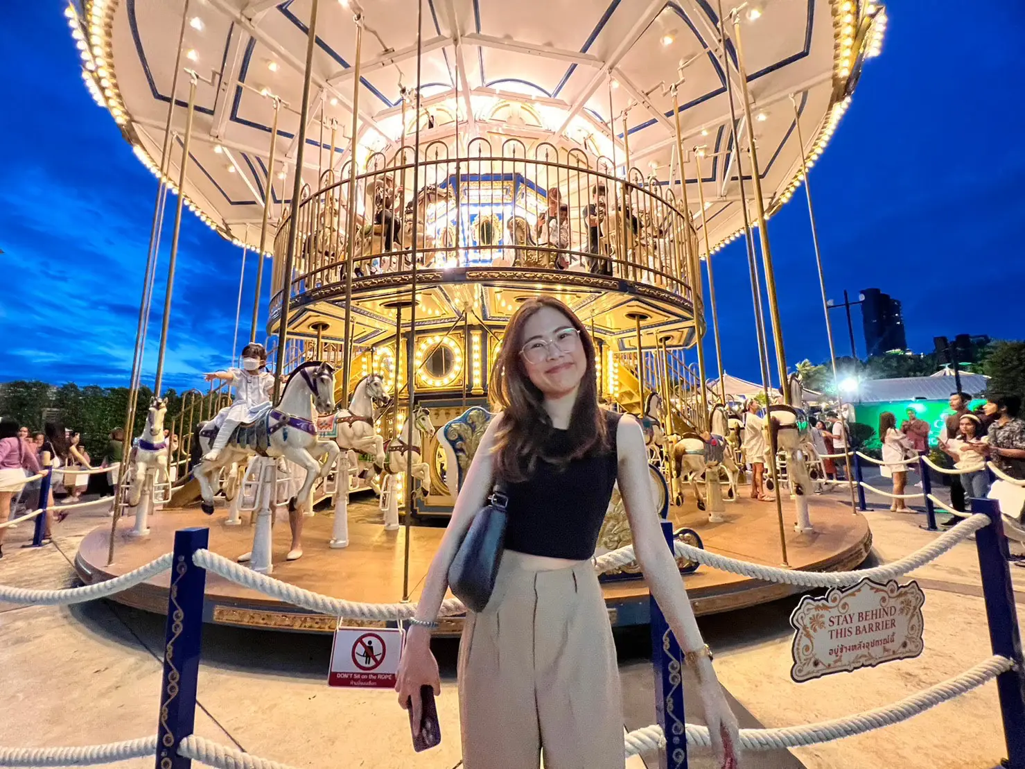 Asiatique บ่ายยันค่ำ ปุ๊บปั๊บไม่ตั้งตัว | แกลเลอรีที่โพสต์โดย WAii Asawawong | Lemon8