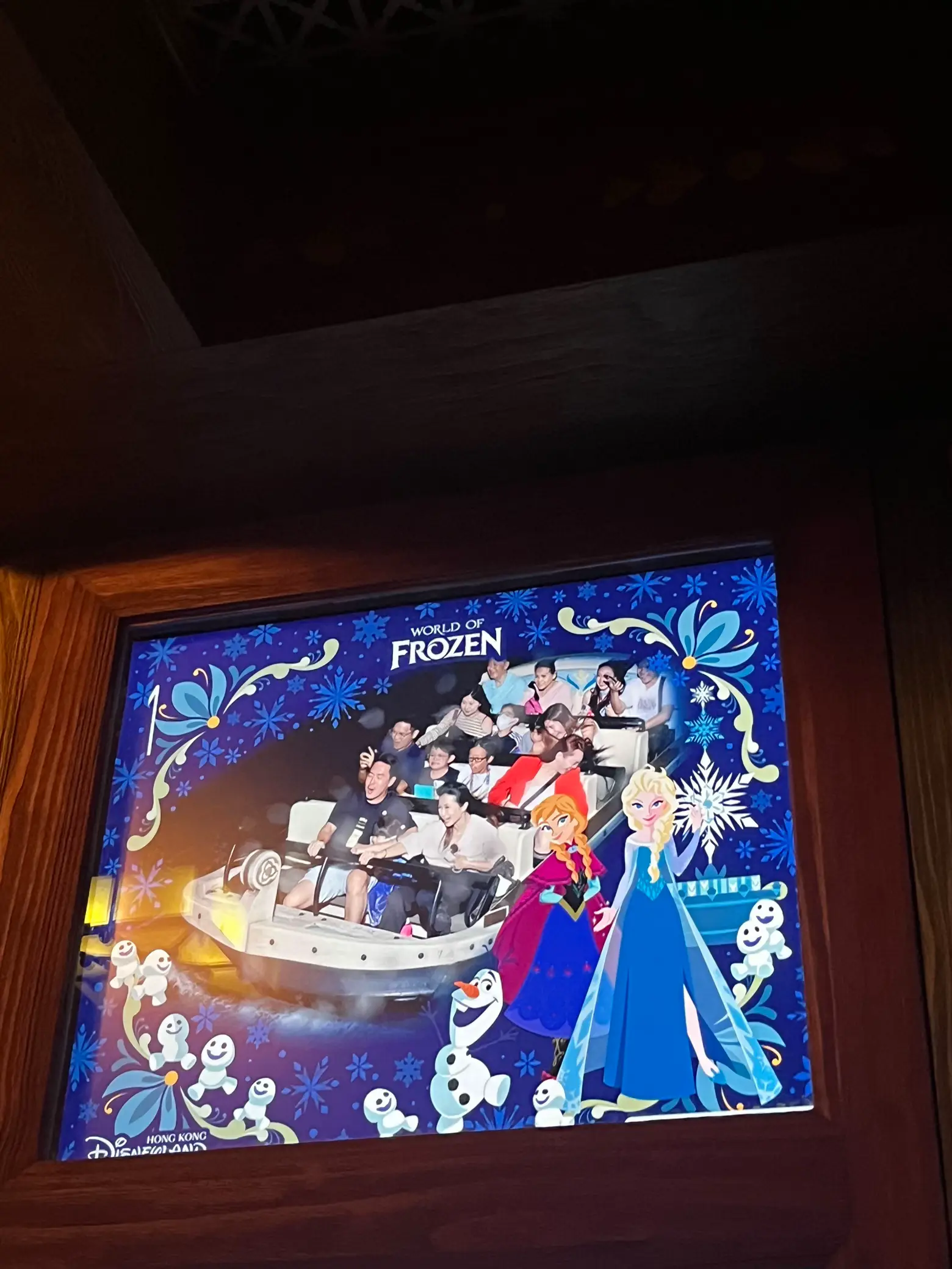 🌈hello World of Frozen! ดิสนี่ย์แลนด์ฮ่องกง☃️ ️ | แกลเลอรีที่โพสต์โดย ...