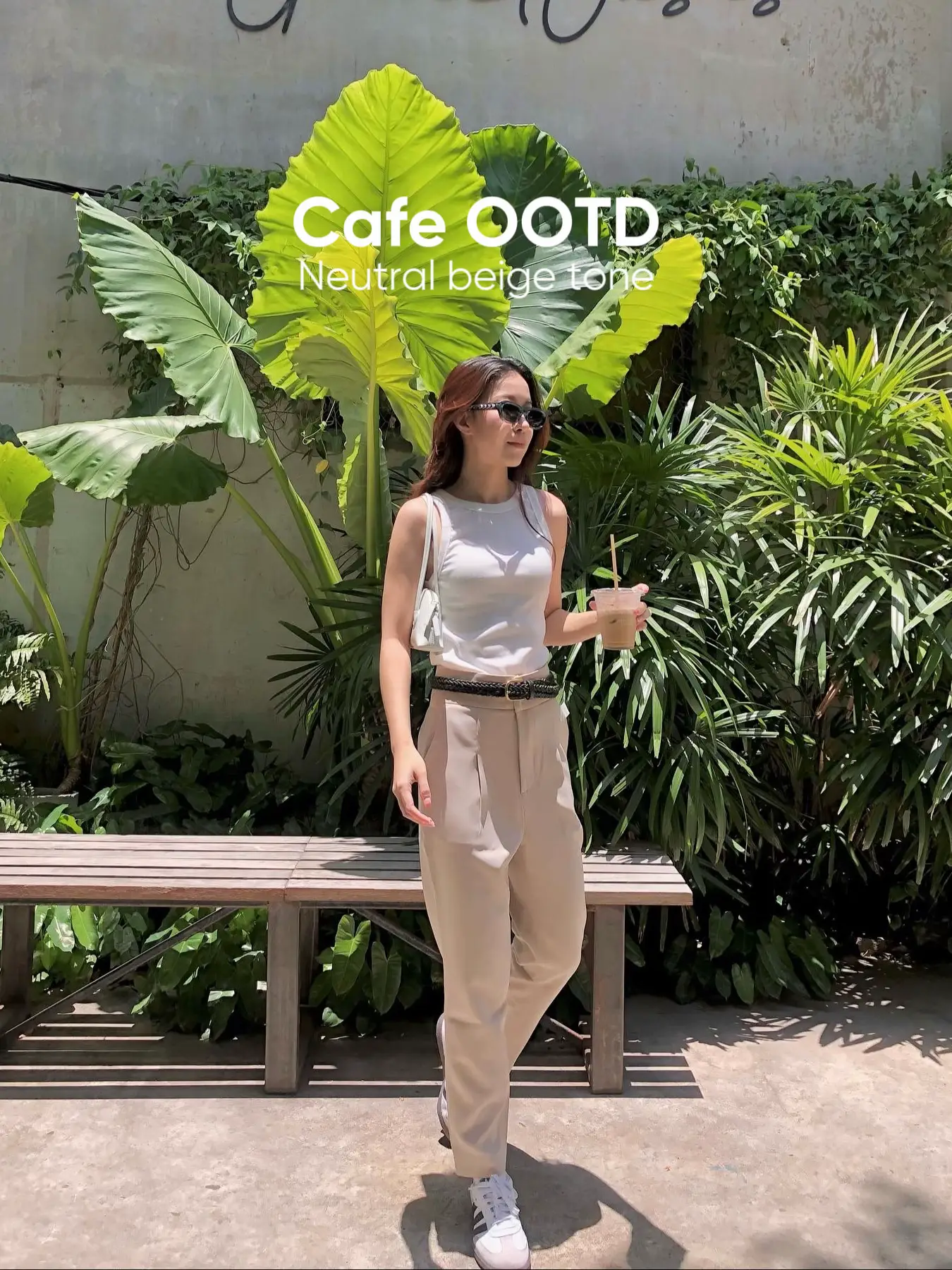 Latte Cafe OOTD แต่งตัวไปคาเฟ่โทนสีเบจ☕️ | แกลเลอรีที่โพสต์โดย maaameaw | Lemon8