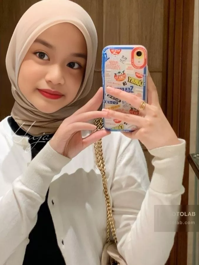 Menonton serial TV | Galeri diposting oleh Zilvia Wulan Sa | Lemon8