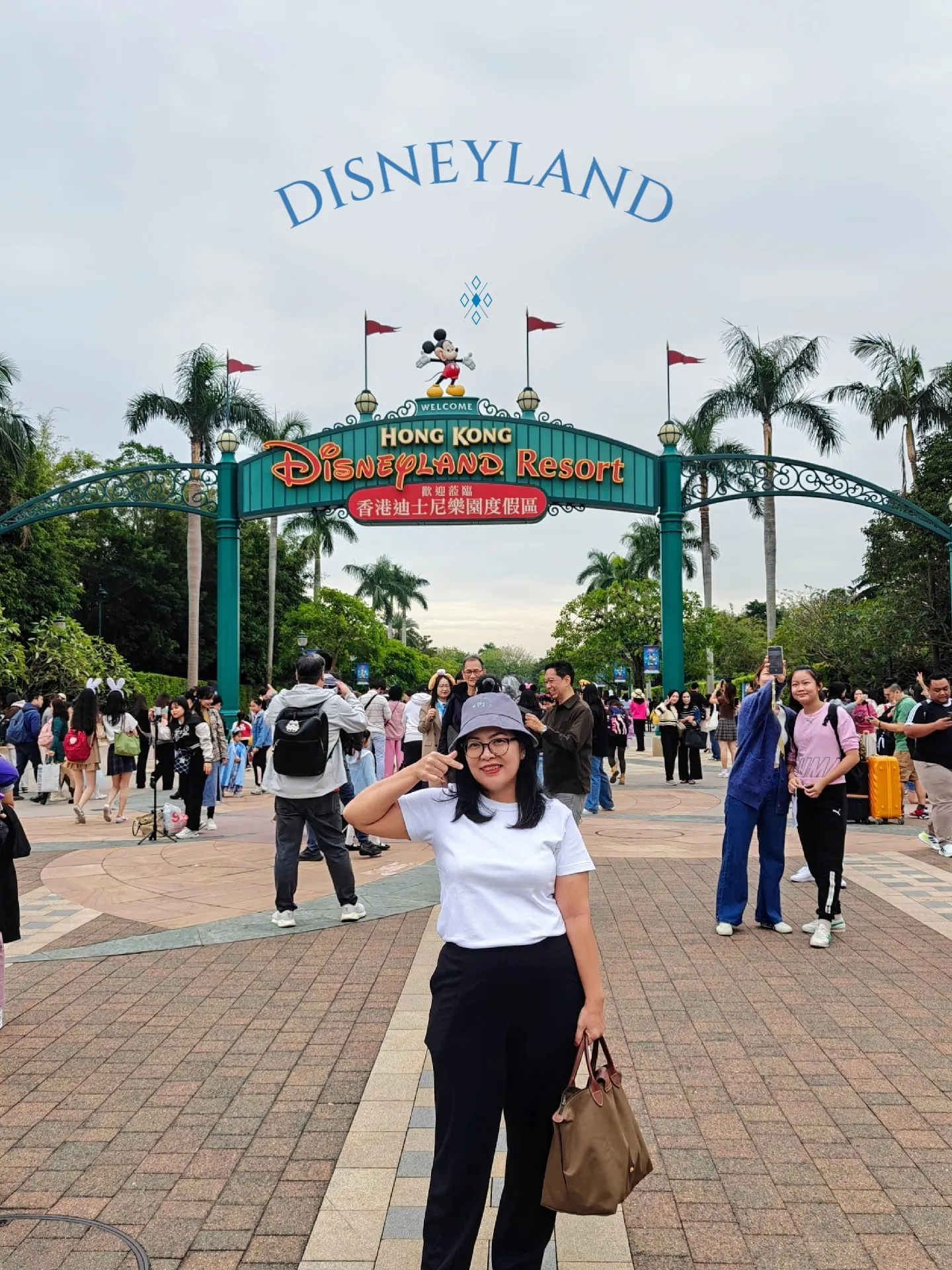 VACATION OUTFIT HK 30 NOV 2023 | Galeri diposting oleh FujiTamb | Lemon8