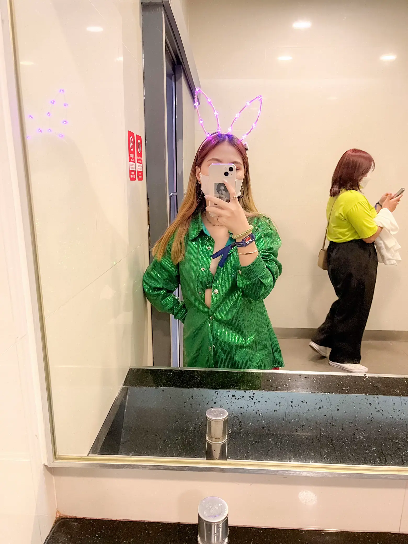 Outfits ideas : Countdown Party Look ฉบับสาวแซ่บ 🎉 | แกลเลอรีที่โพสต์ ...