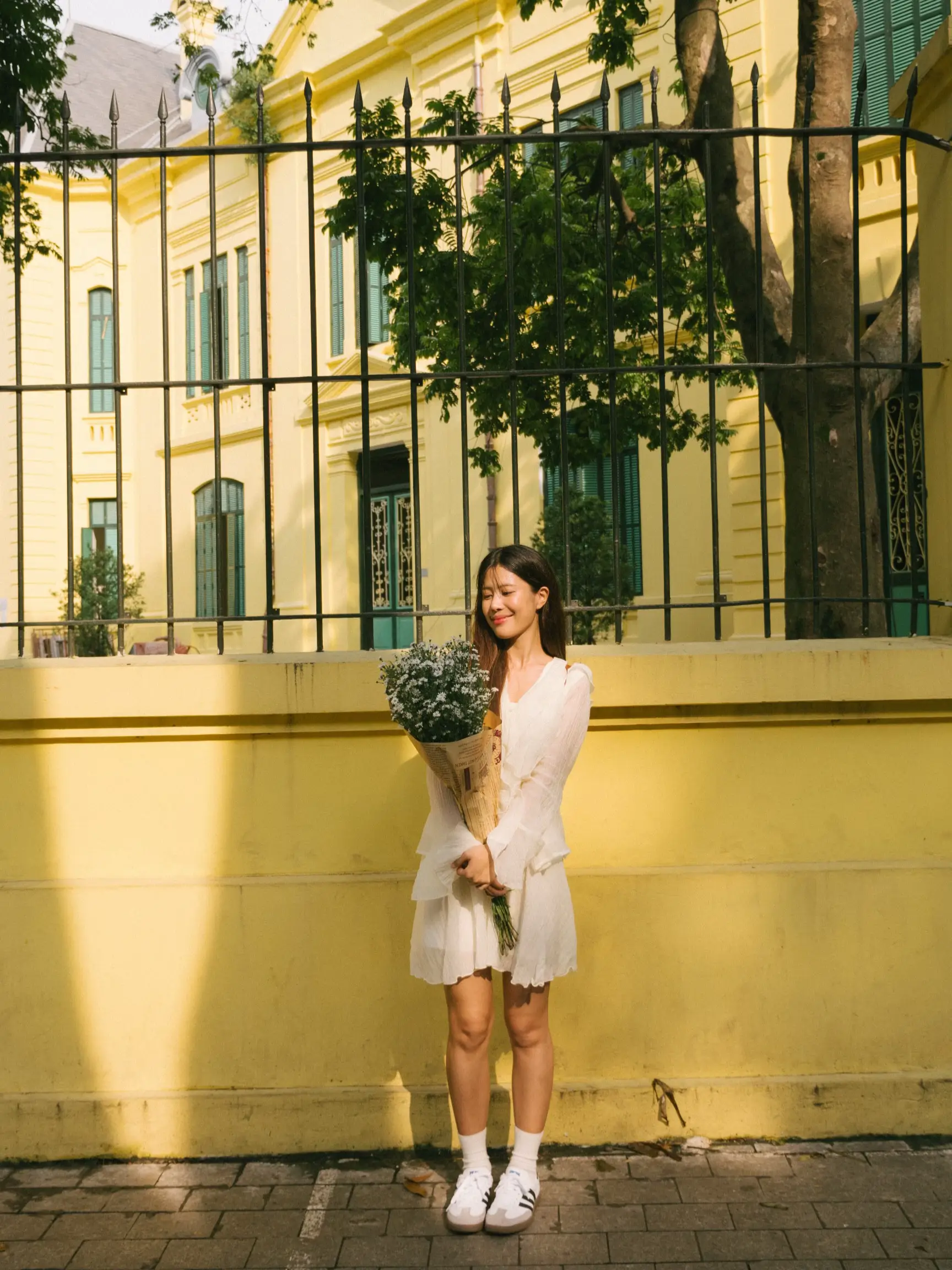 Flower Street (P. Phan Đình Phùng) 💐🌷 | แกลเลอรีที่โพสต์โดย lbzero | Lemon8