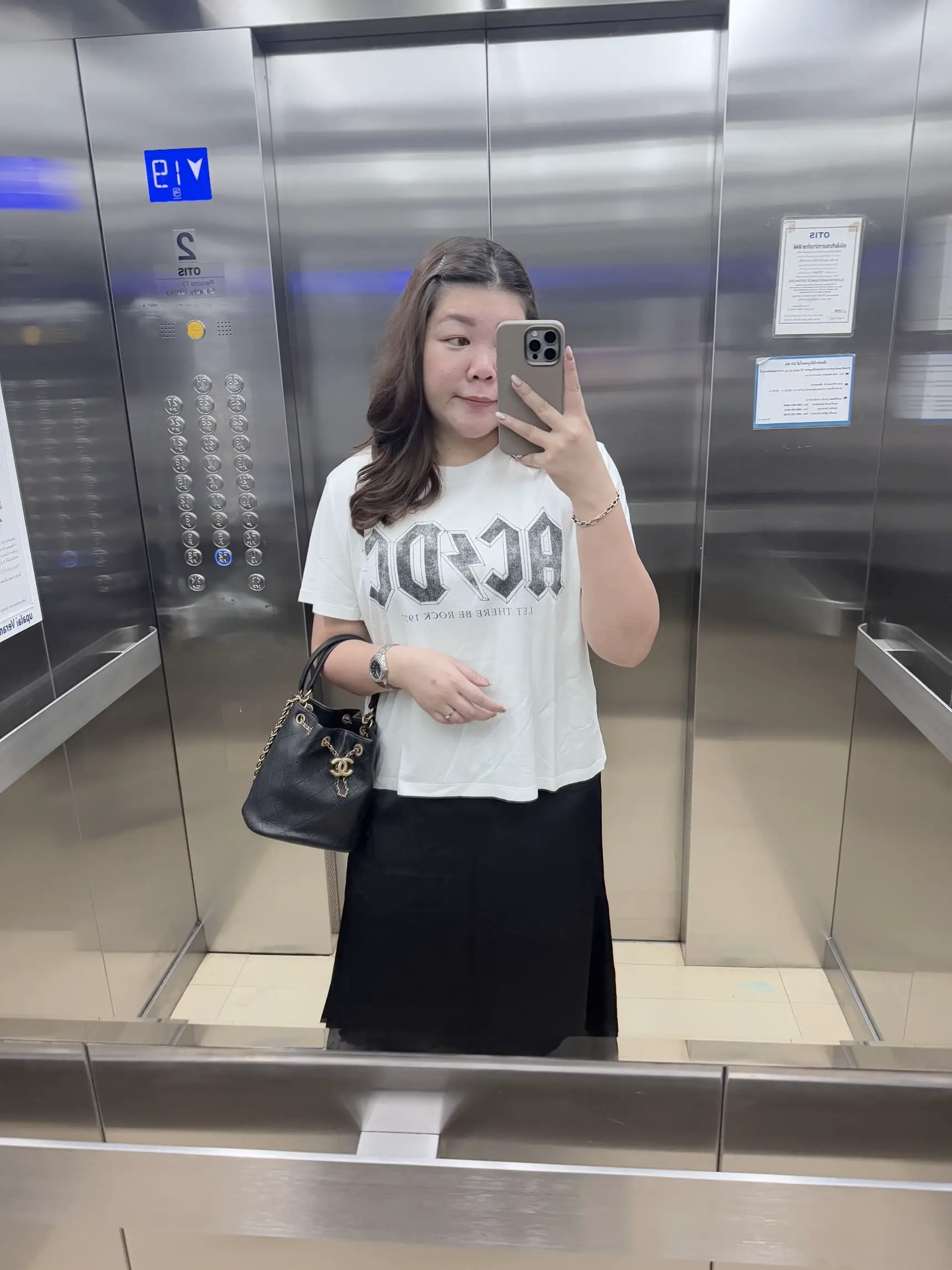 OOTD - clean girl 🤍 แจกไอเดียแต่งตัวง่ายๆ กับเสื้อสีขาว | แกลเลอรีที่ ...