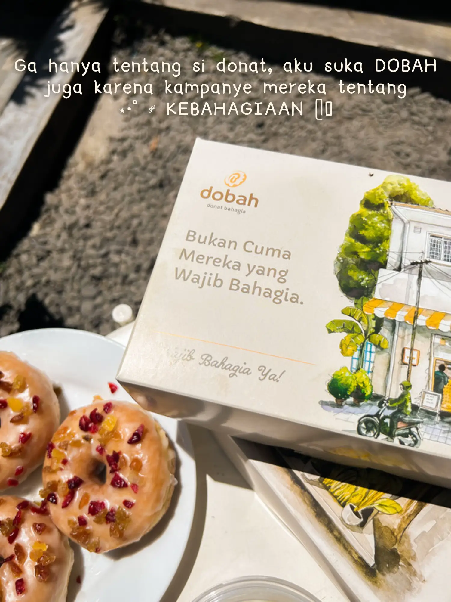Rekomendasi Cafe Bandung: Donat Bahagia 🍩 | Galeri diposting oleh 🐡 ...