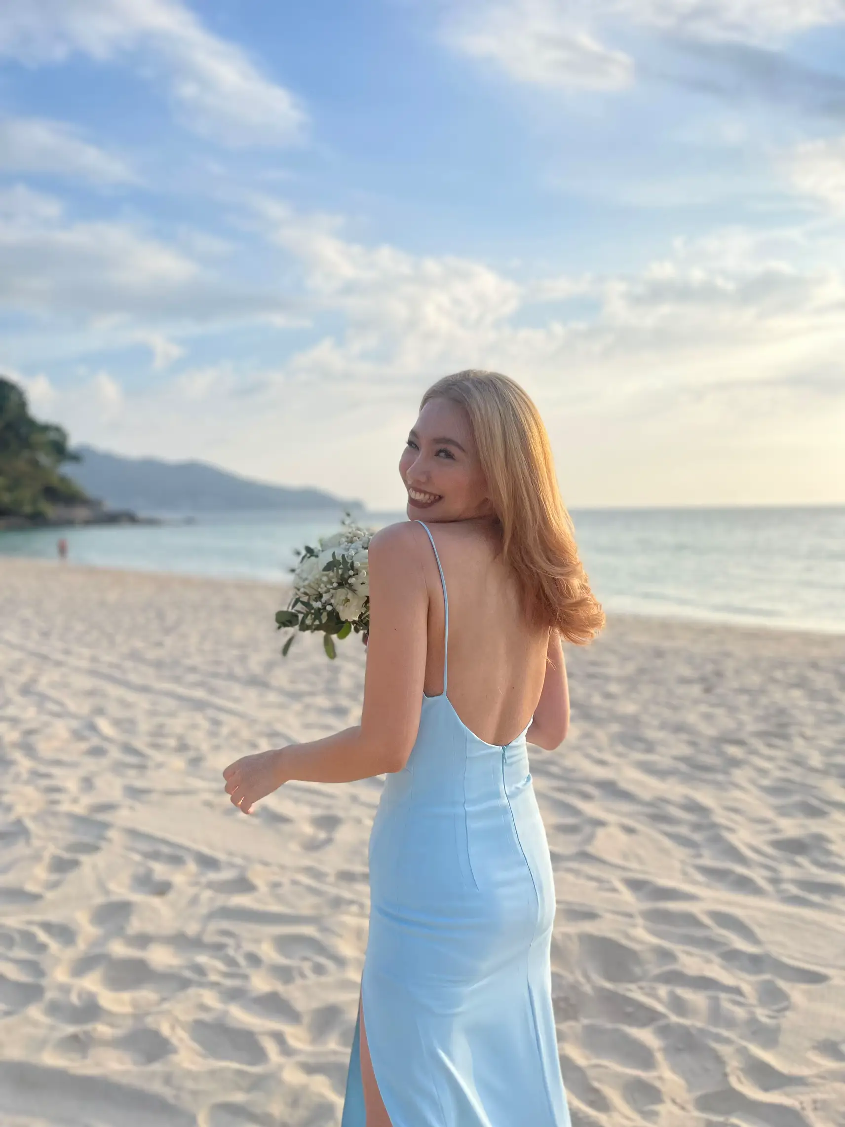 มัดรวมชุดไปงานแต่งโบสถ์ ทะเล โรงแรม | แกลเลอรีที่โพสต์โดย Kwang Krittaya | Lemon8