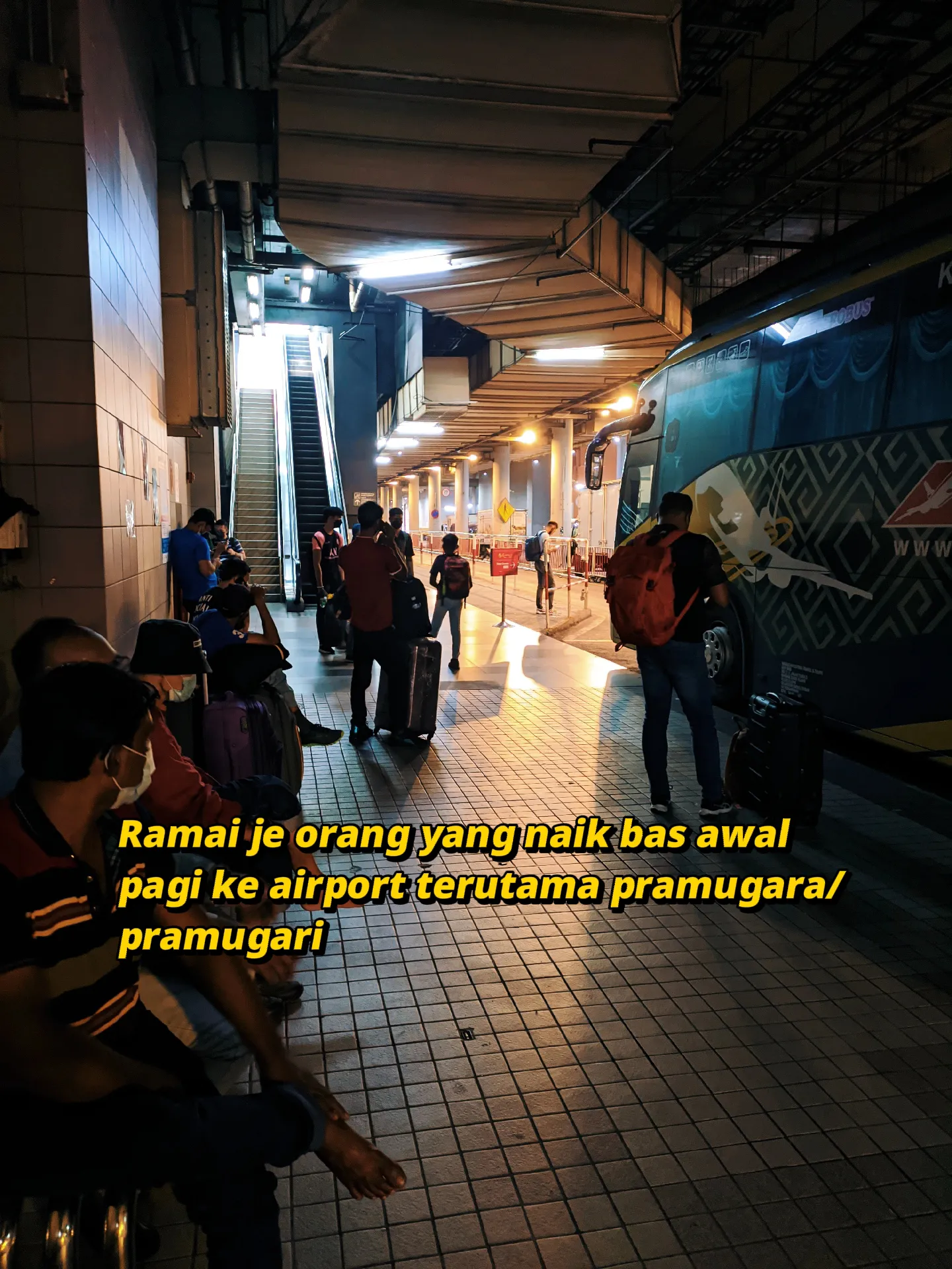 klia2 international departure - Carian Lemon8