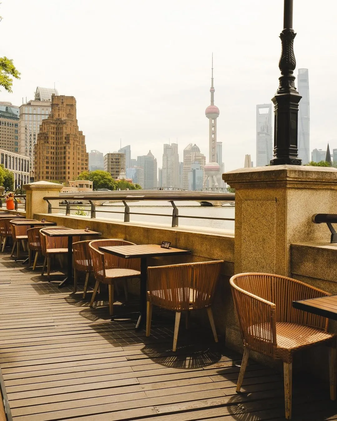 RUI FLOWER COFFEE BAR ☕️🗼🌳 | แกลเลอรีที่โพสต์โดย CAFETELLER | Lemon8