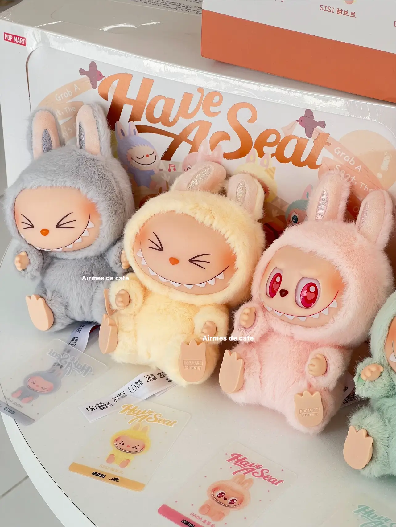 Labubu V.2 มาแล้ววววว ควรทุบมั้ย??🌟🧸 | แกลเลอรีที่โพสต์โดย ANN.T💛 | Lemon8