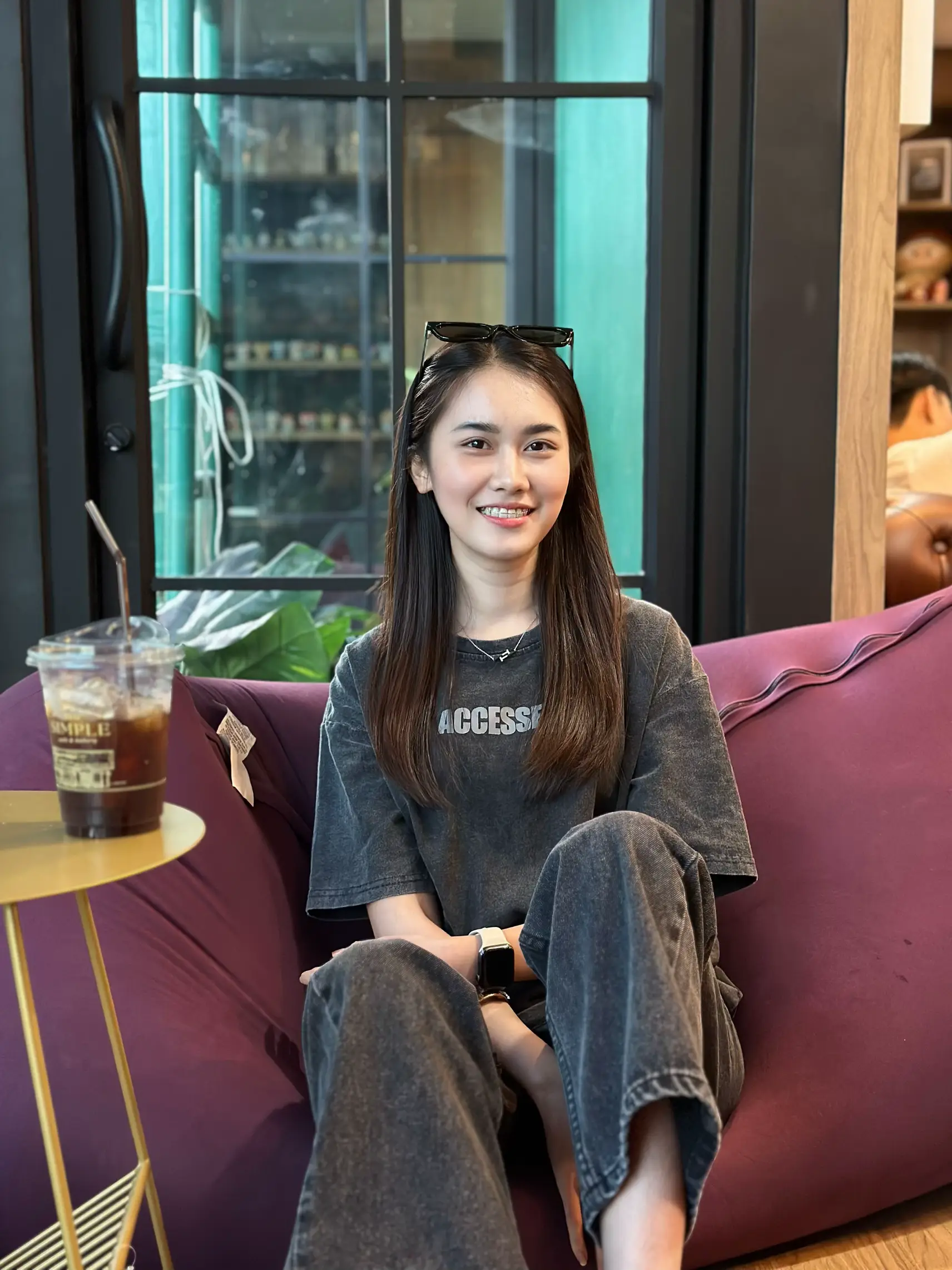 10 ลุค แต่งตัวไปคาเฟ่ ยังไงให้ดูแต่งตัวเป็น | แกลเลอรีที่โพสต์โดย Milk Pa Ty | Lemon8