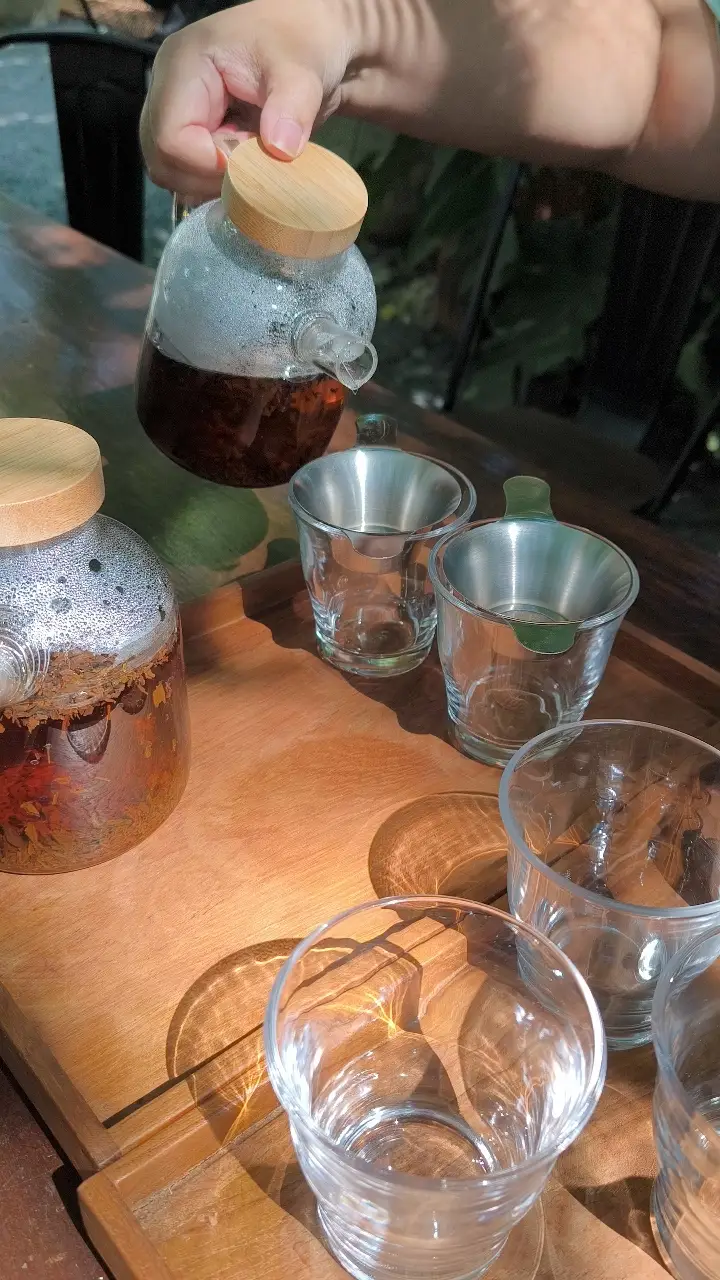 กินชาร้อนหอมๆๆ....กับวันหยุด | วิดีโอที่เผยแพร่โดย Creative_Digi | Lemon8