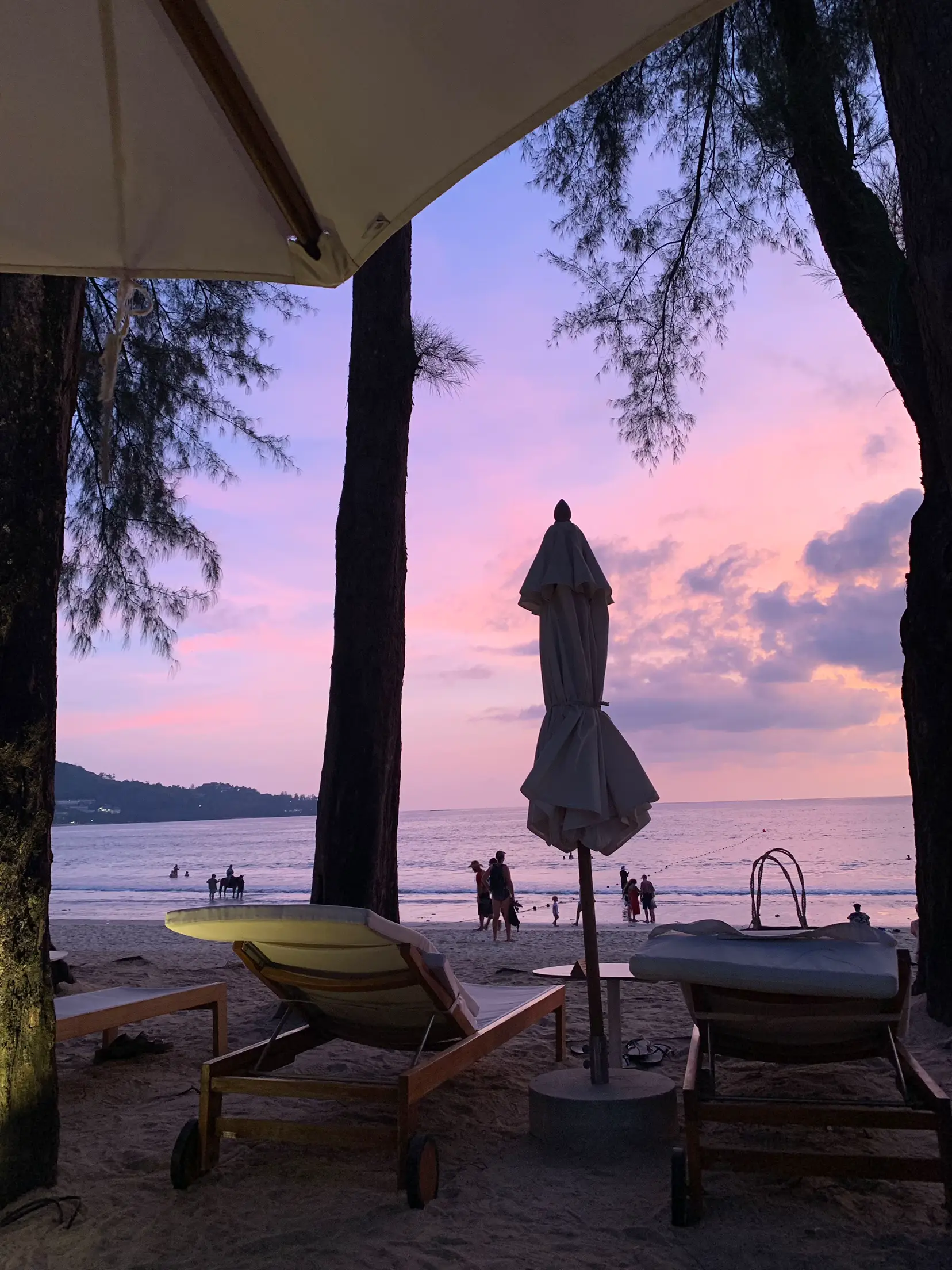 Beach bar Phuket good vibes n chill 🥂 | แกลเลอรีที่โพสต์โดย Pynky🐰 | Lemon8