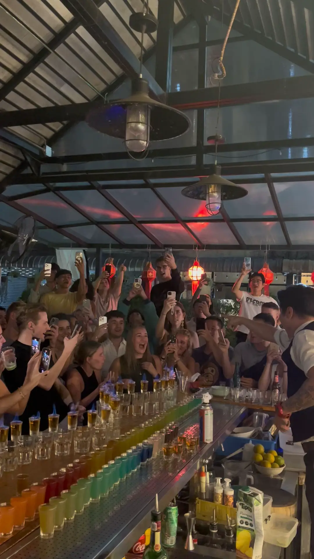 Cocktails Bar เชียงใหม่ | วิดีโอที่เผยแพร่โดย Est Bunmee | Lemon8