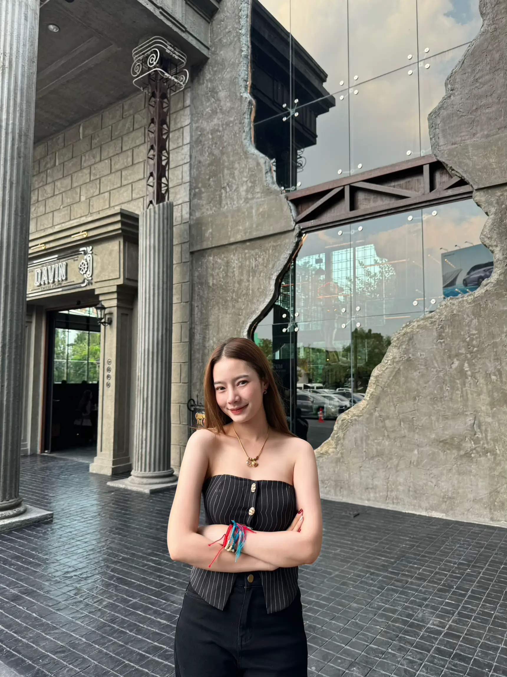 คาเฟ่กรีกโรมัน Davin cafe | แกลเลอรีที่โพสต์โดย Busaraptc | Lemon8