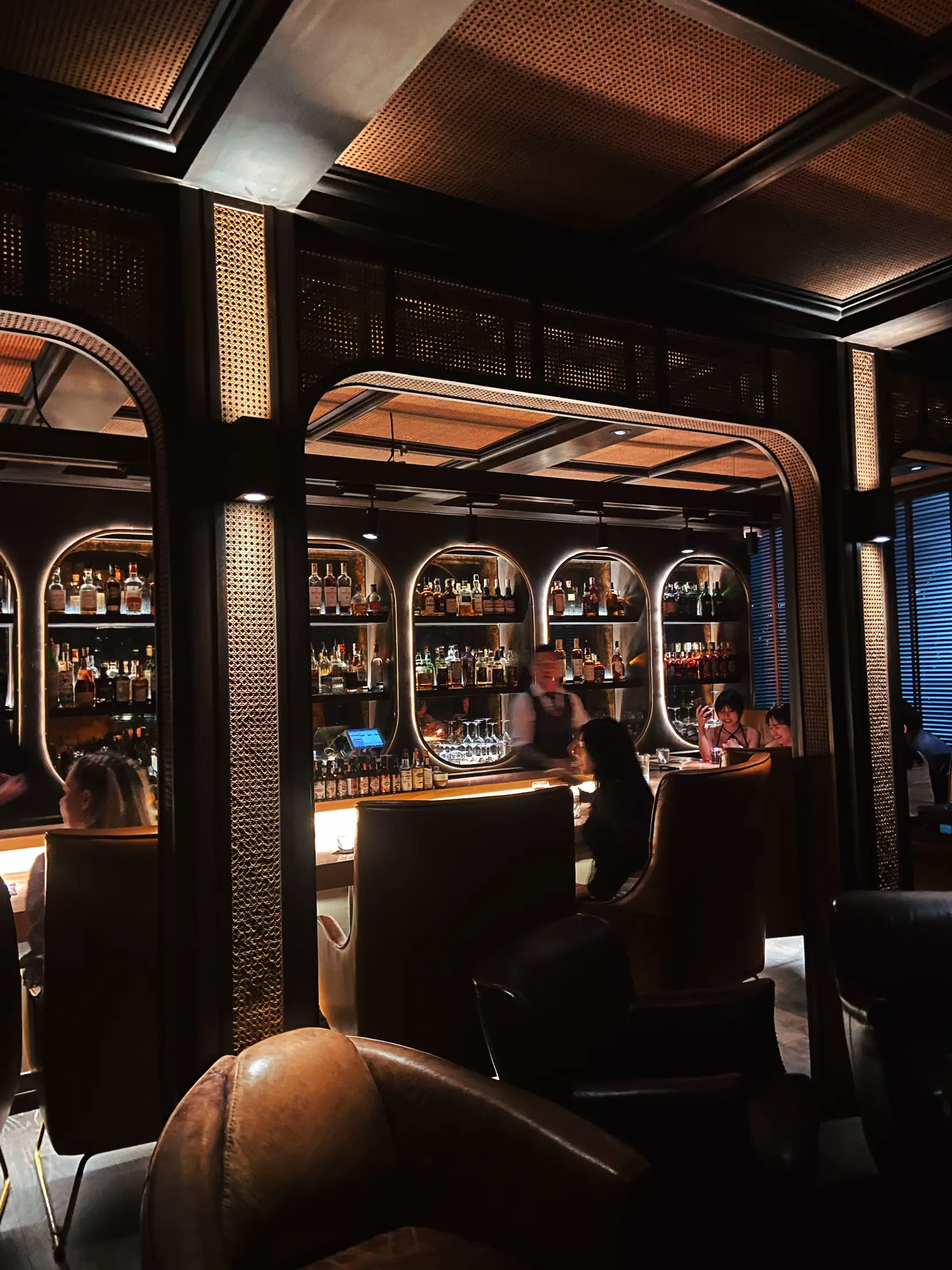 008 BAR ! บาร์ลับย่านทองหล่อ | แกลเลอรีที่โพสต์โดย Fahjai | Lemon8