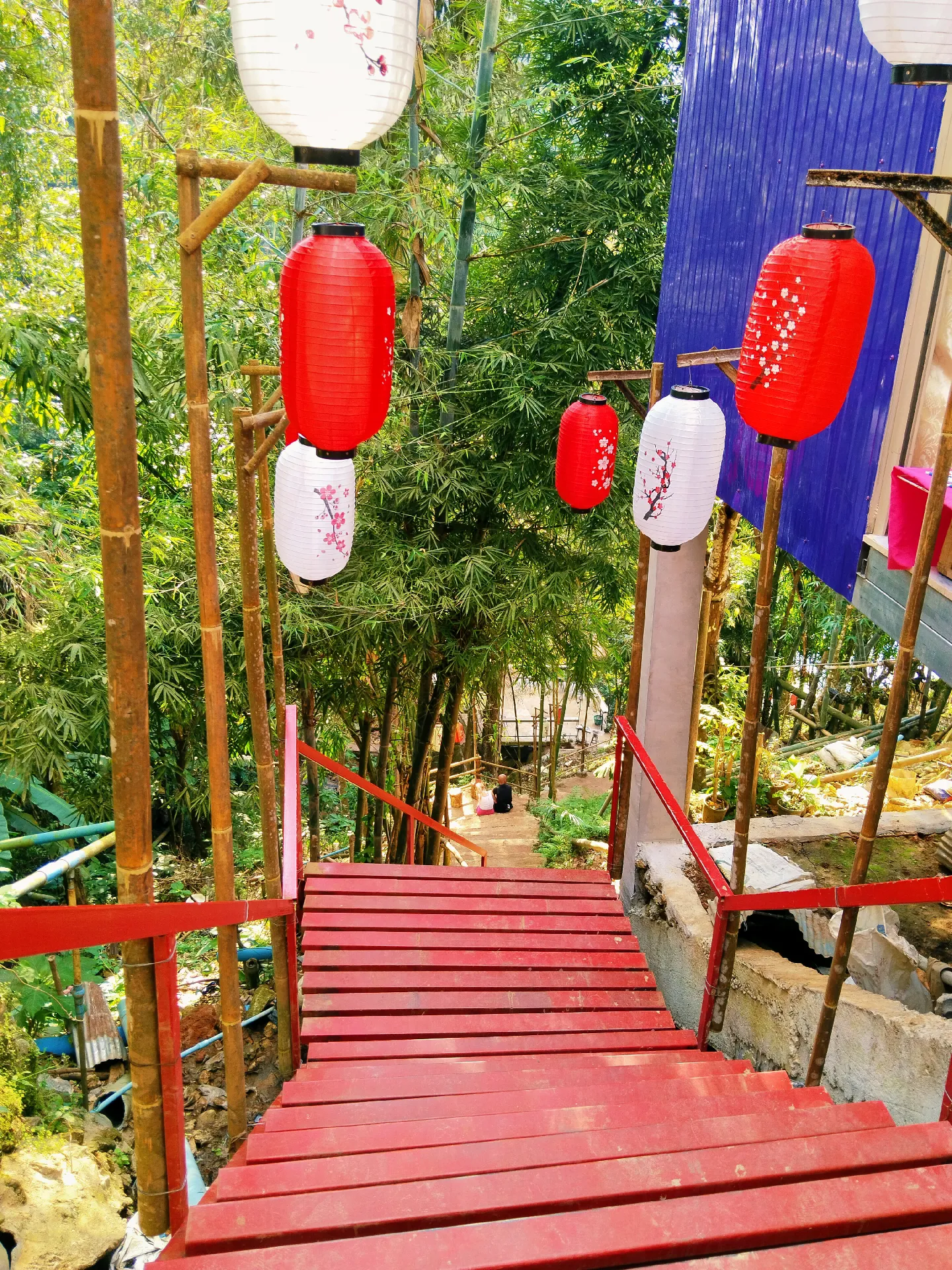 คาเฟ่หลงเขา#ดอยปุย | แกลเลอรีที่โพสต์โดย ,jarunee | Lemon8