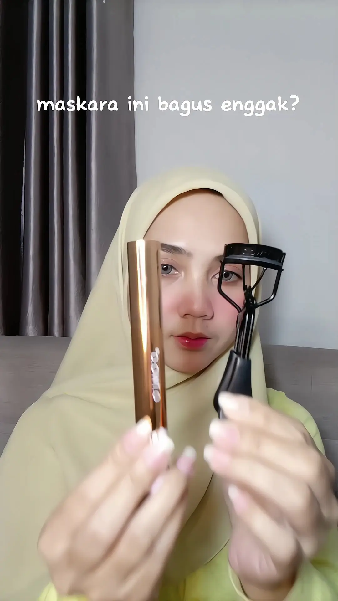 Cobain Maskara Otwo.O Series Gold | Video dipublikasikan oleh Asila ...