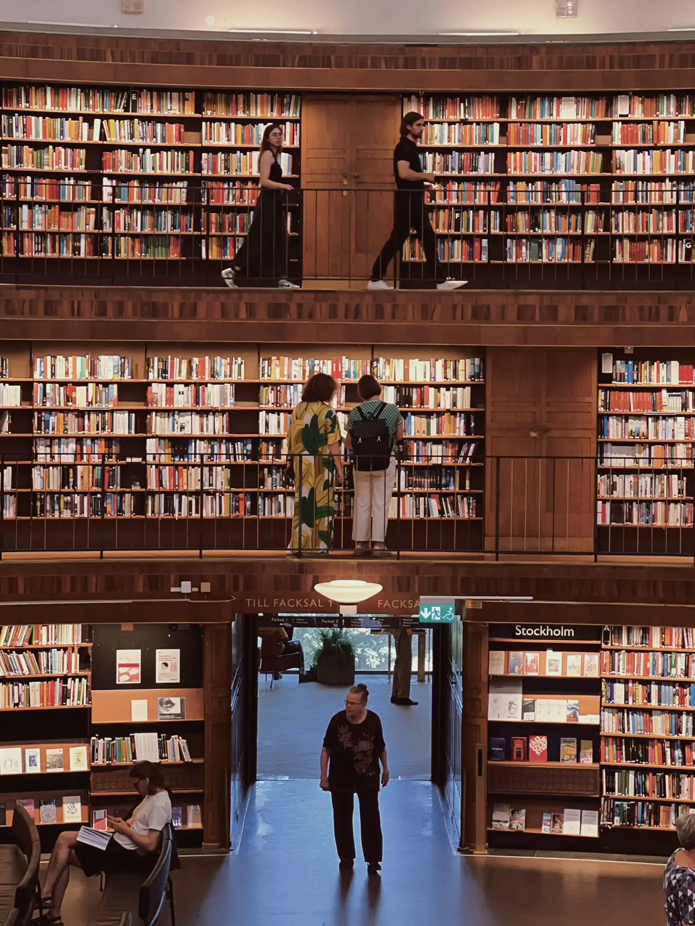 STOCKHOLM Public Library*หอสมุดประชาชน ทุกคนเข้าได้ฟรี | แกลเลอรีที่ ...