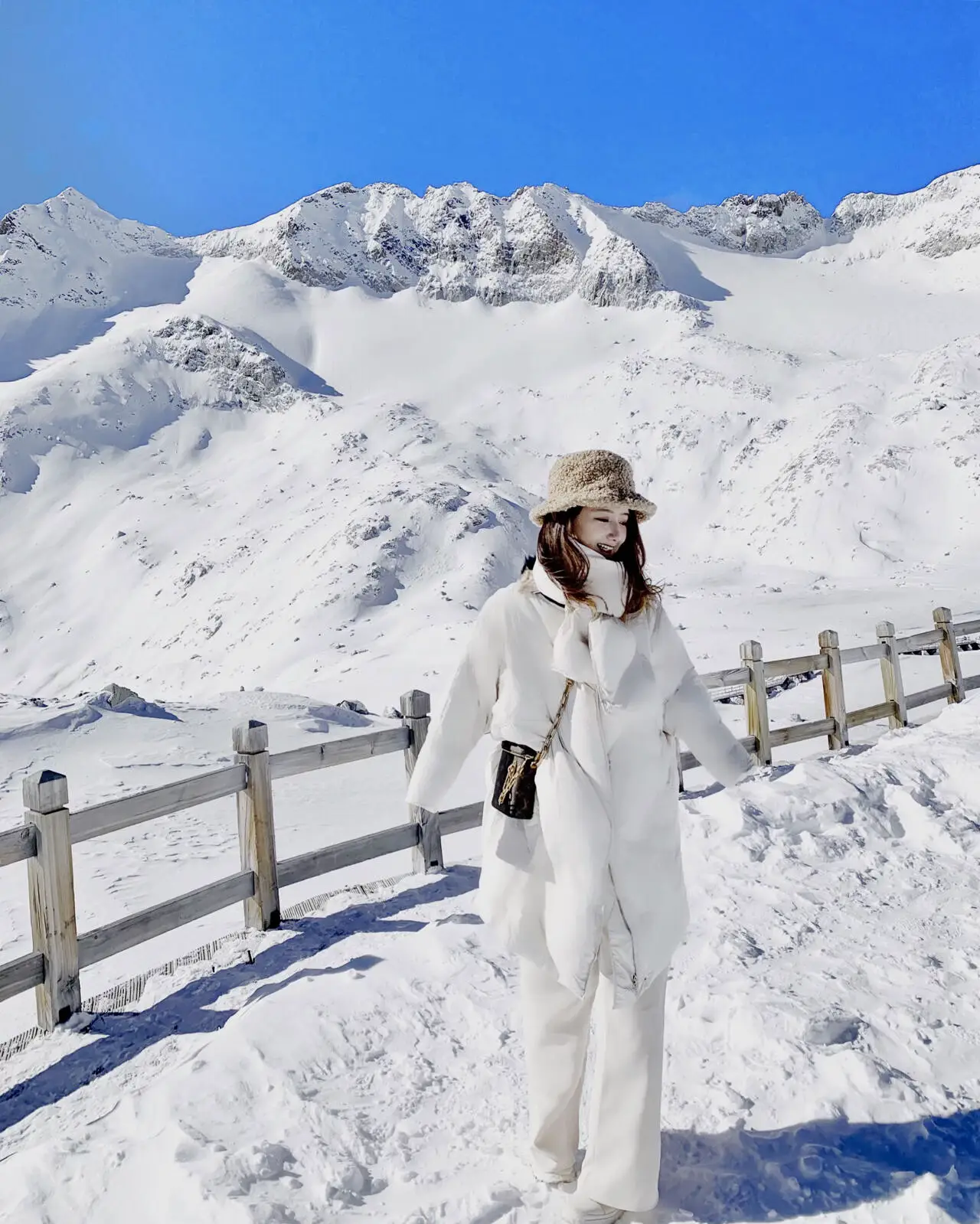 ดากูธารน้ำแข็ง | สวิตเซอร์แลนด | แกลเลอรีที่โพสต์โดย Panda Trip | Lemon8