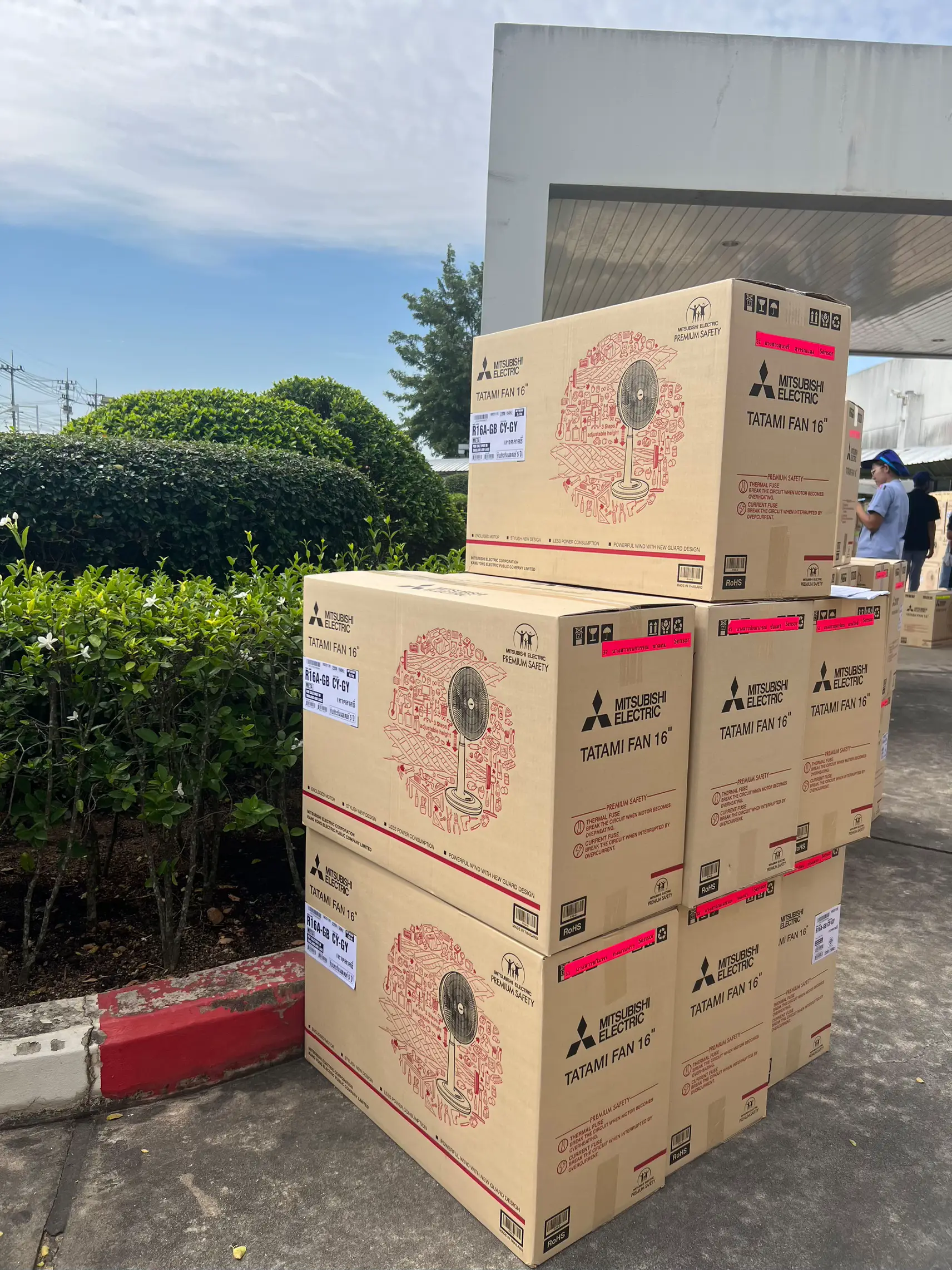 บริษัทแจกของขวัญปีใหม่ | แกลเลอรีที่โพสต์โดย Noona_aaa | Lemon8