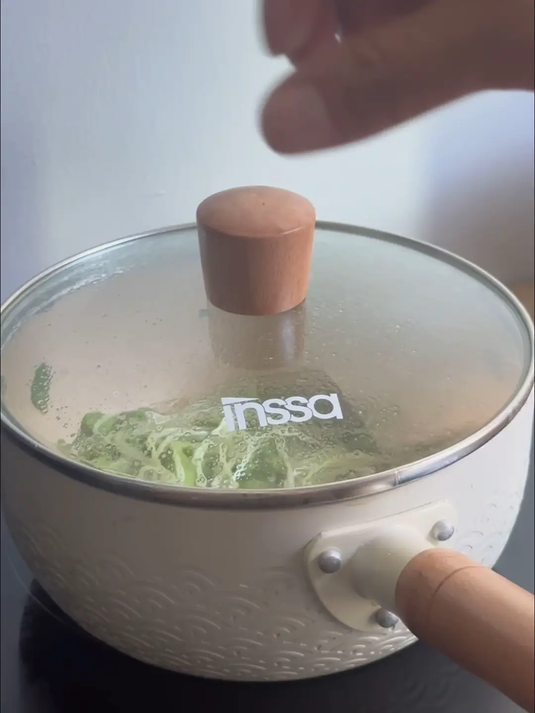 หม้อ-กระทะ ต้ม ผัด แกงทอด ครบ 👍🏻👏🏼 | วิดีโอที่เผยแพร่โดย benz bng | Lemon8