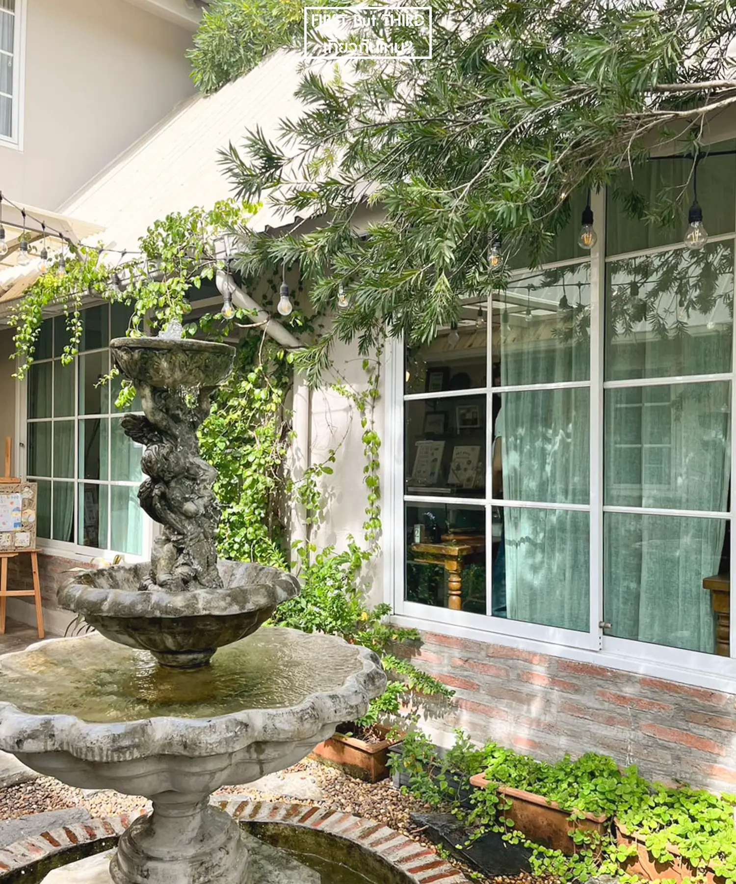 คาเฟ่ในสวนอังกฤษ⛲️ สไตล์โฮมมี่ย่านพระราม 2 กิจกรรมเพียบ🎨💕 | แกลเลอรีที่โพสต์โดย thita.p__98 | Lemon8