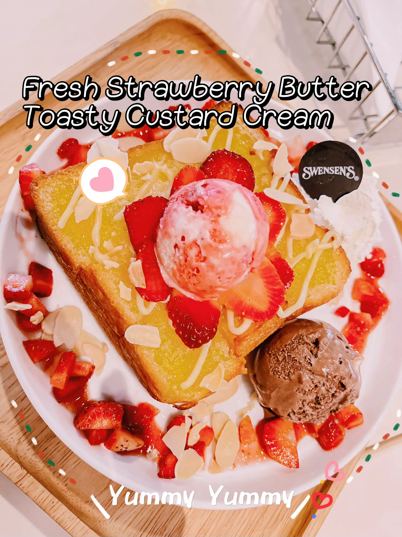 Fresh Strawberry Butter Toasty Custard Cream | แกลเลอรีที่โพสต์โดย ...