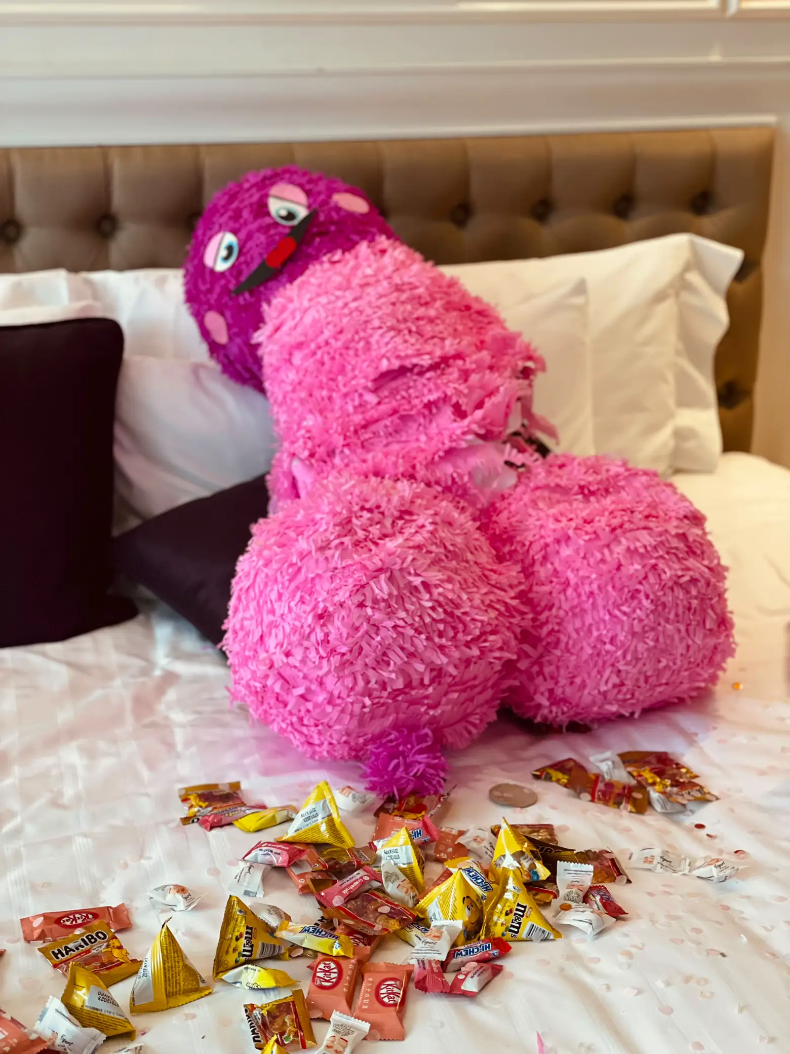 Hen night party ideas ไอเดียจัดปาร์ตี้สละโสด | แกลเลอรีที่โพสต์โดย 𝓜 ...