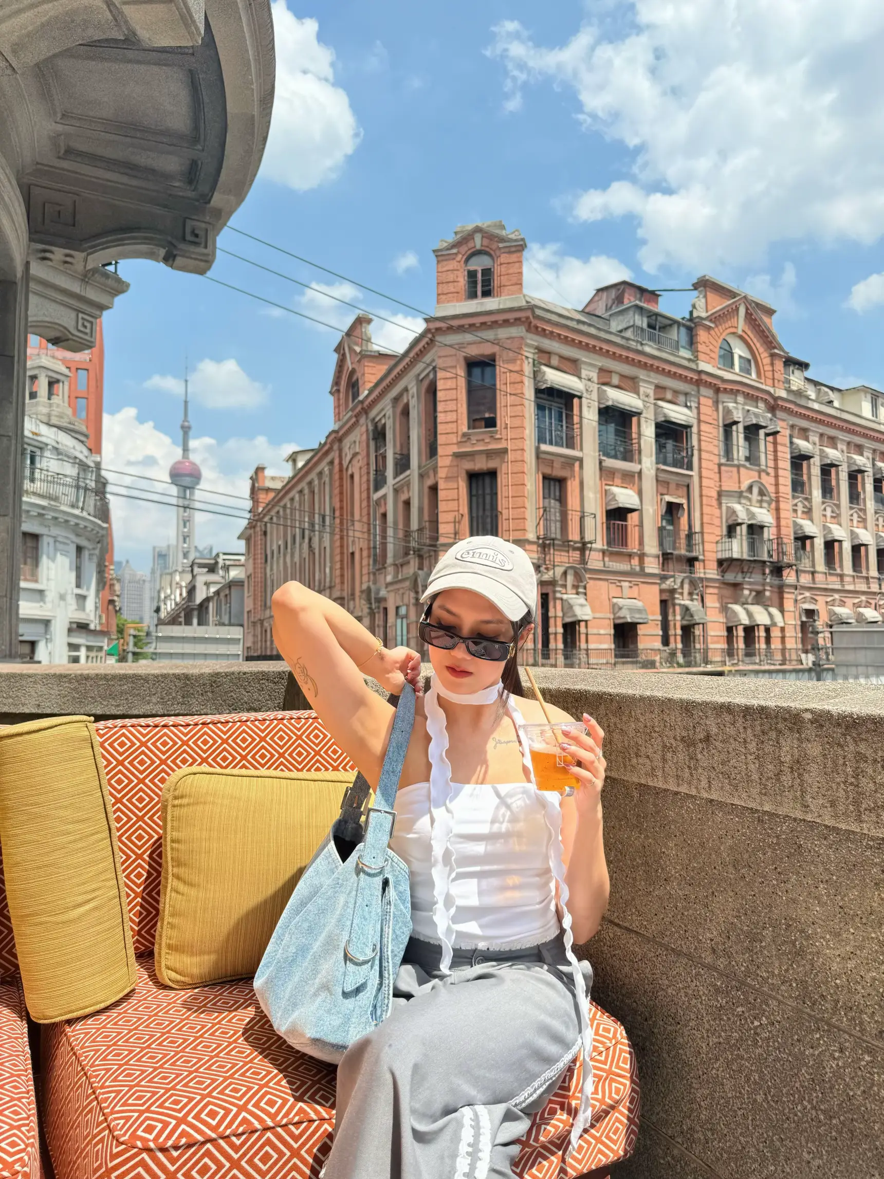 ที่ลับมุมถ่ายรูปสุดปัง😍📸: The somekh building Shanghai | แกลเลอรีที่ ...