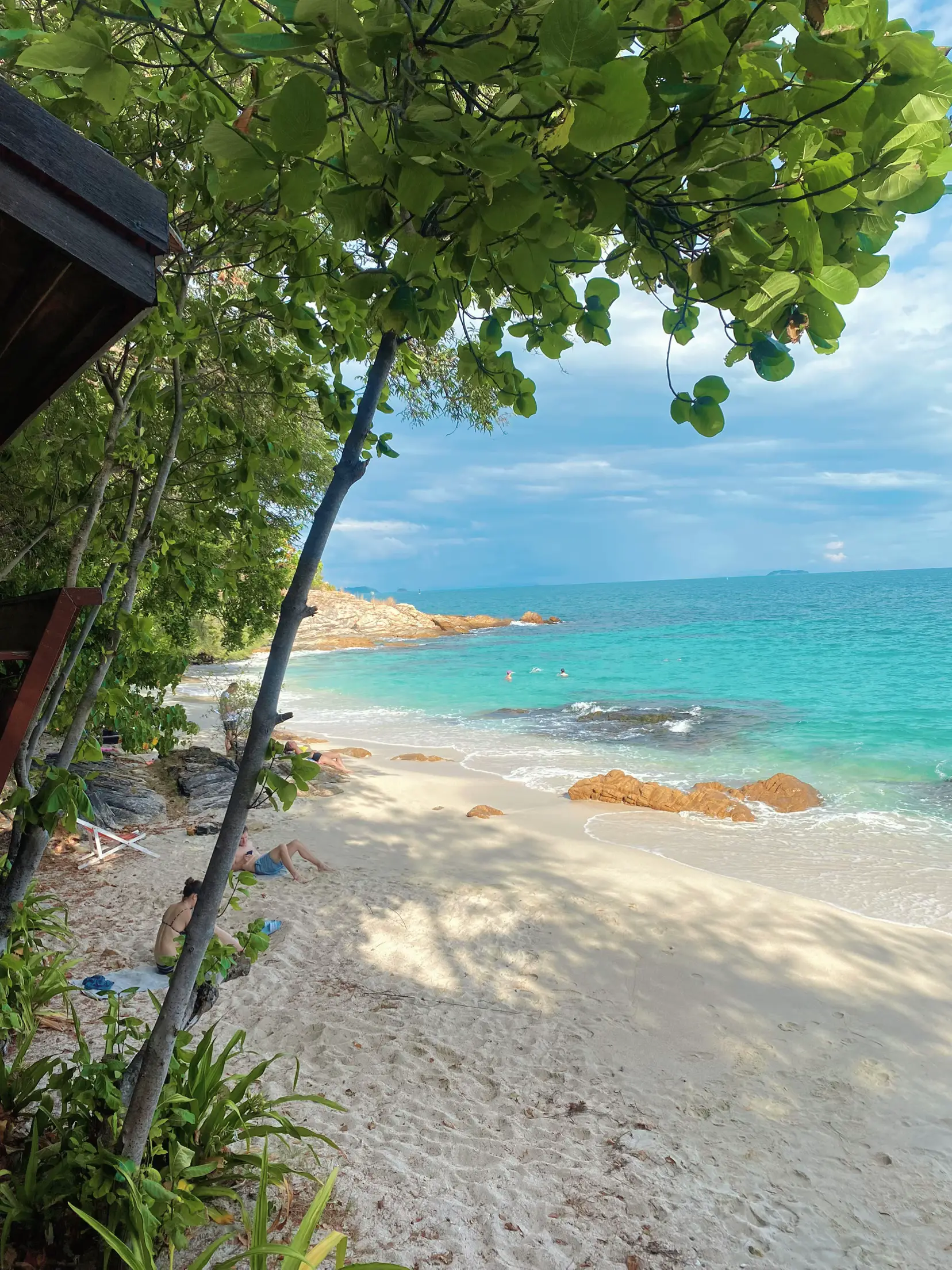 เกาะเสม็ดเกาะสะใจ🏝💓 | แกลเลอรีที่โพสต์โดย Oui sirima | Lemon8