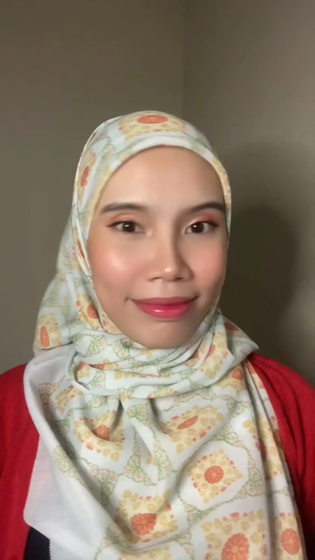 GRWM makeup red eyeshadow | Video diterbitkan oleh TheNaniee | Lemon8