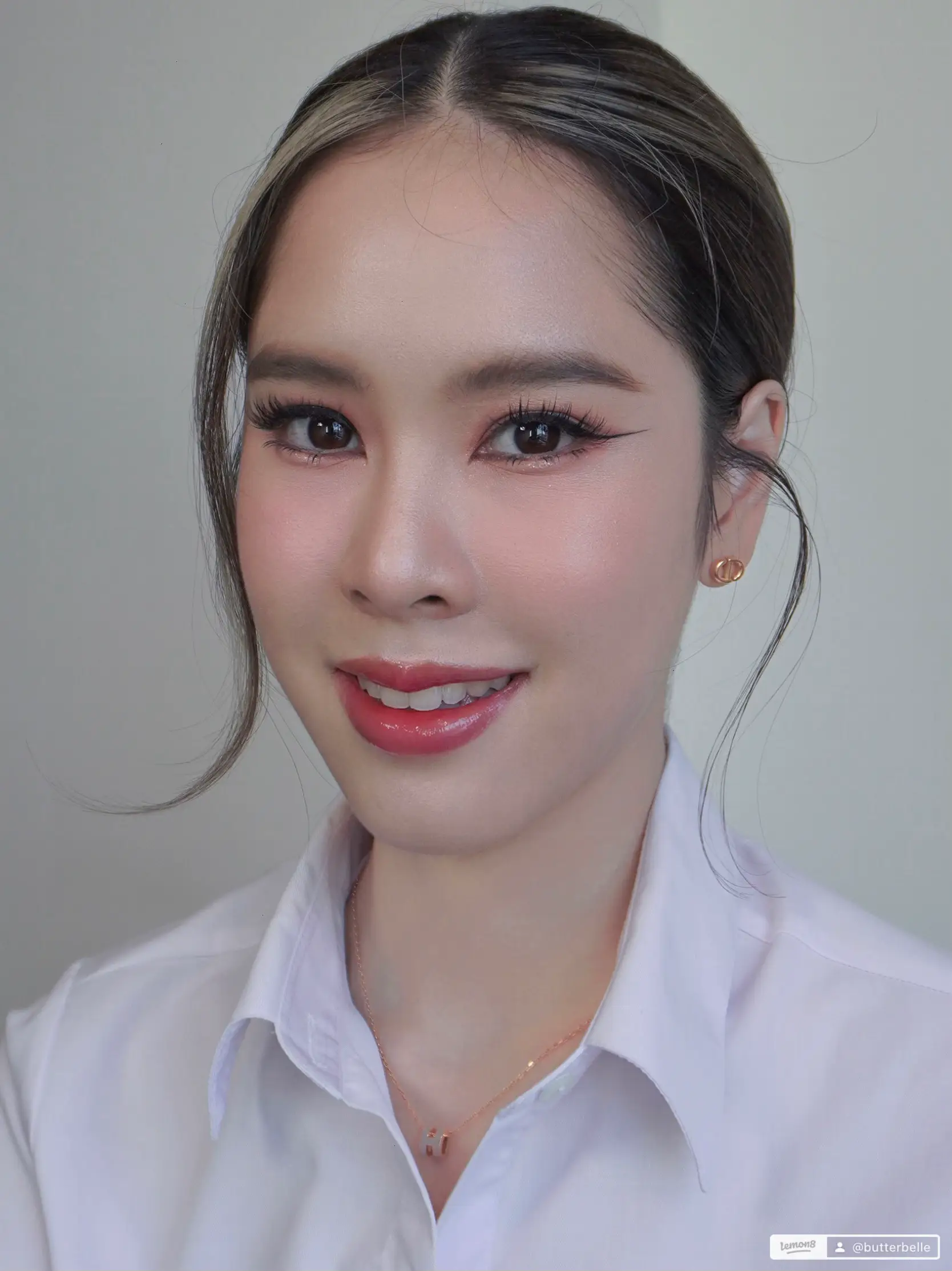 แต่งหน้ารับปริญญา | แกลเลอรีที่โพสต์โดย Butter Belle 99 | Lemon8