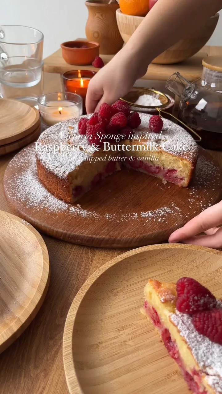 Victoria sponge inspired raspb | Video published by Healthyhustle24 ...
