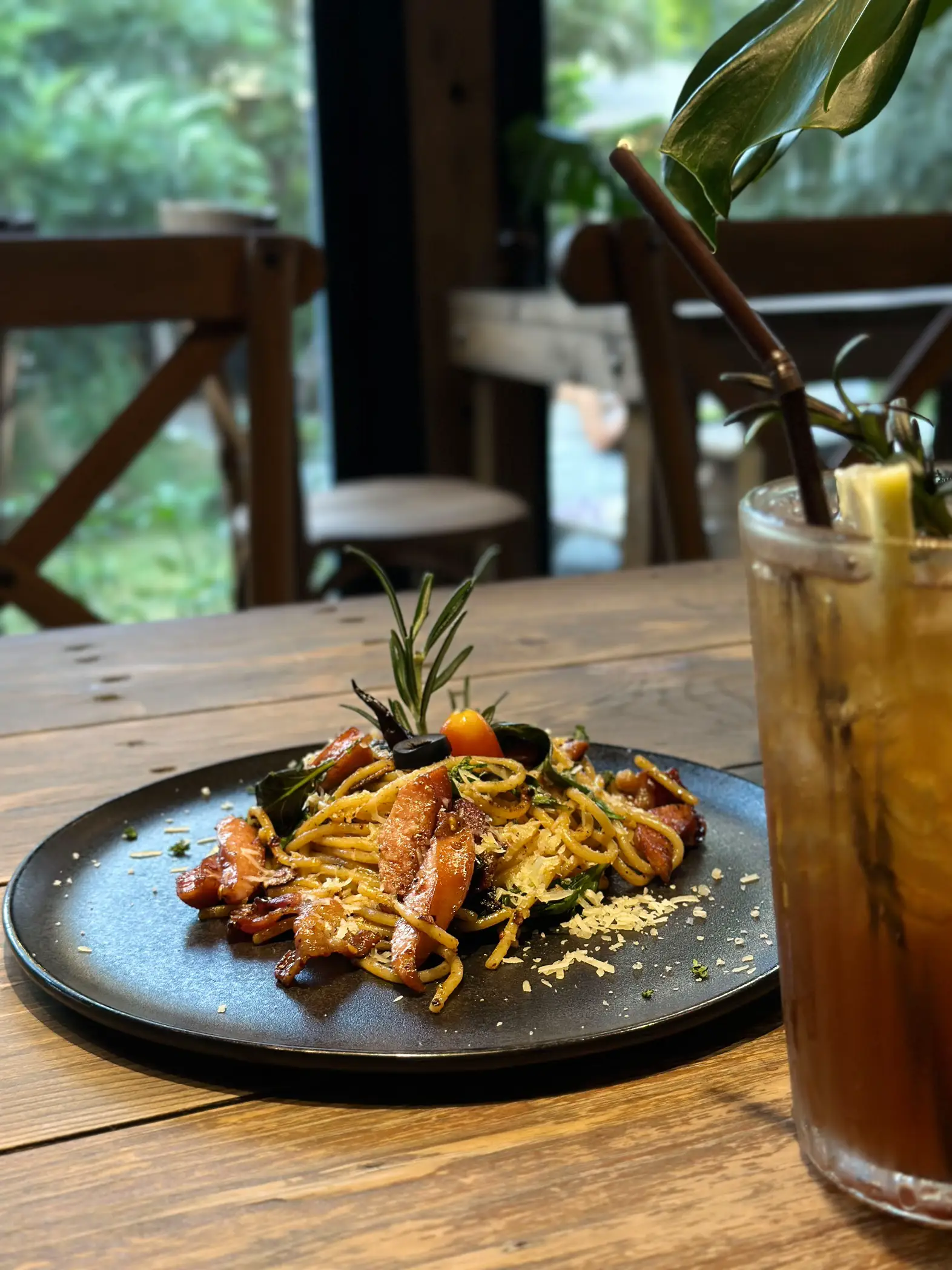 Yellow Stone @Bangsaen | แกลเลอรีที่โพสต์โดย Nana | Lemon8