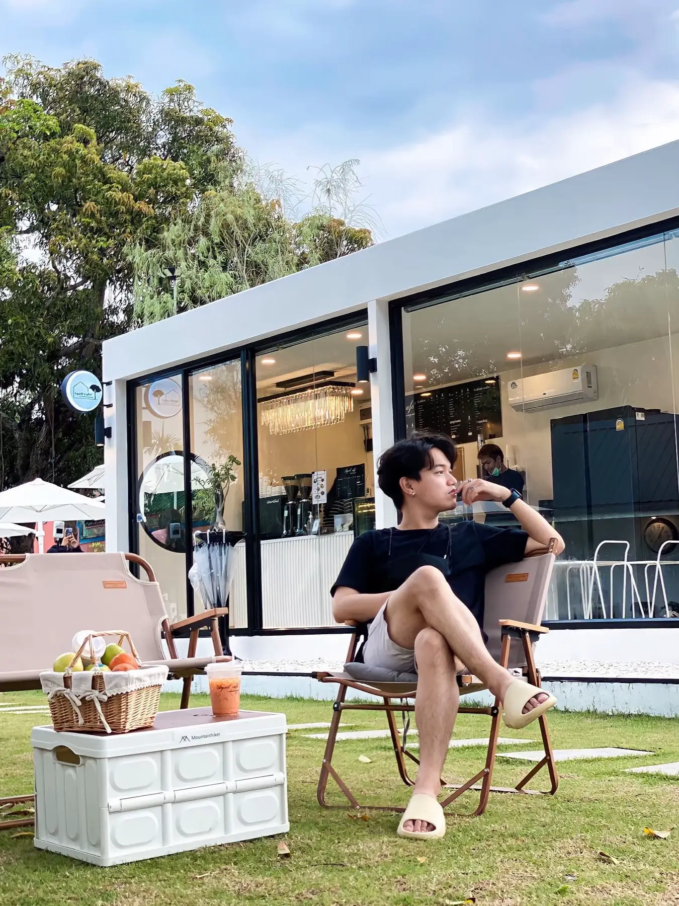 APRIL Cafe | คาเฟ่แคมปิ้ง สไตล์ Minimal .. ฉะเชิงเทรา | แกลเลอรีที่ ...