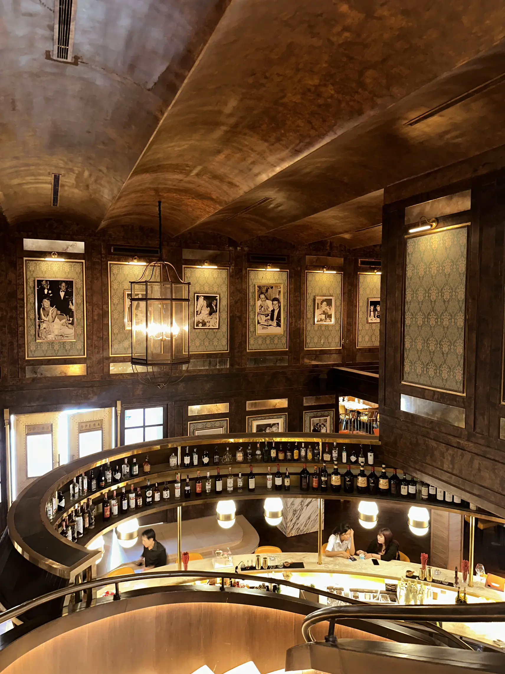 Opera Italian Restaurant (ร้านอาหารในงบหลักร้อย!) | แกลเลอรีที่โพสต์โดย ...