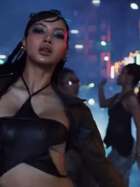 เพลงใหม่ลิซ่า rockstar lisa | วิดีโอที่เผยแพร่โดย PPRPKS | Lemon8