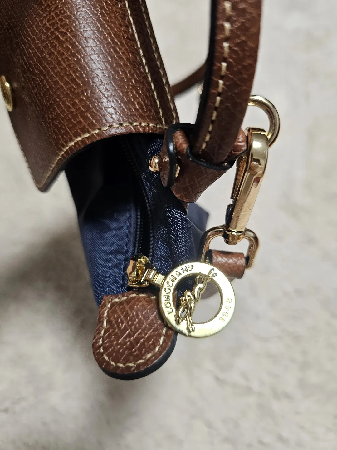 Longchamp mini ถูกอกถูกใจ คุ้มไหมที่ได้มา 🥹 | แกลเลอรีที่โพสต์โดย ...