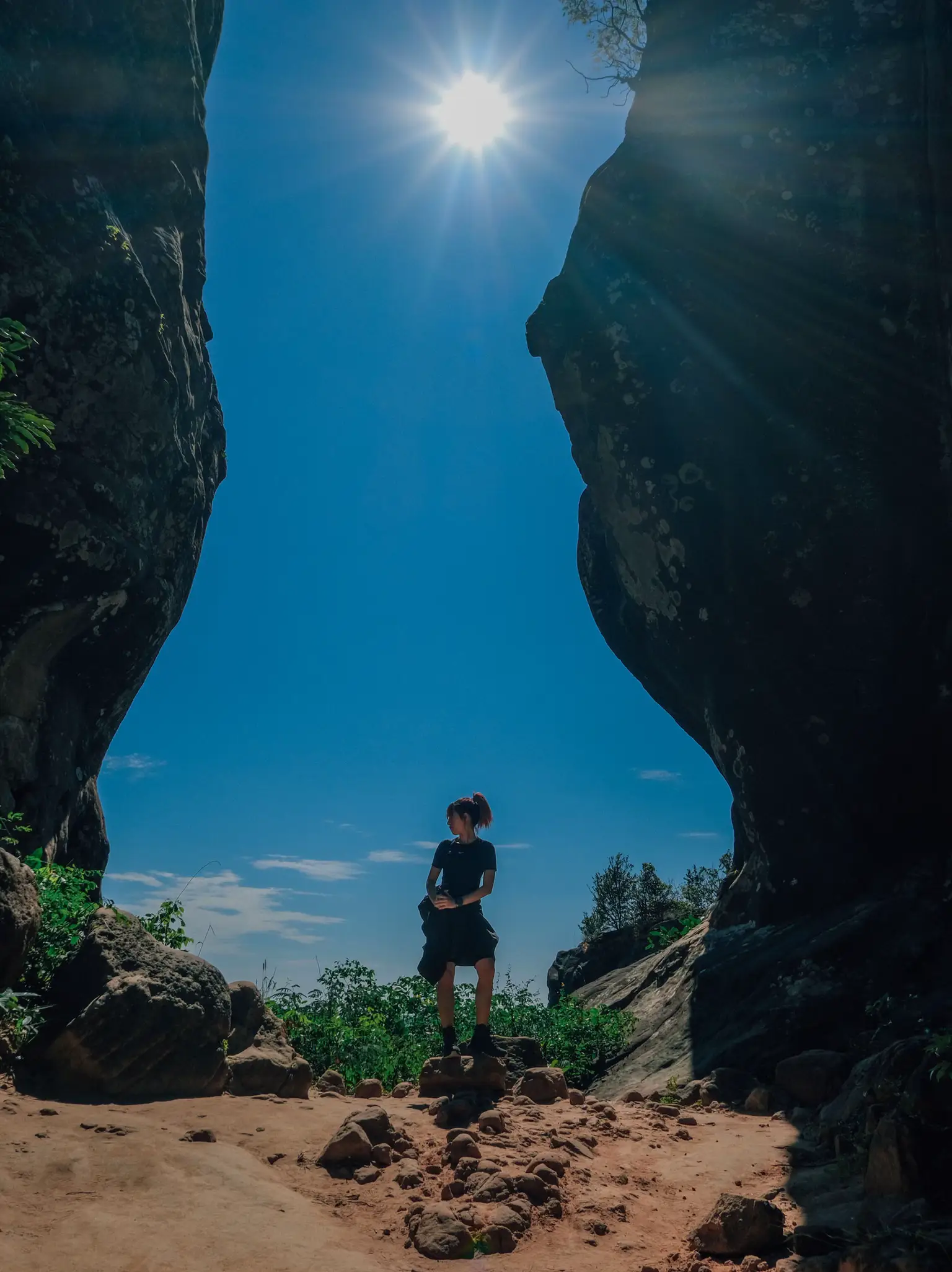 🇹🇭 ‘หินสามวาฬ’ จุดเช็คอินบึงกาฬที่ต้องห้ามพลาด! | แกลเลอรีที่โพสต์โดย ...