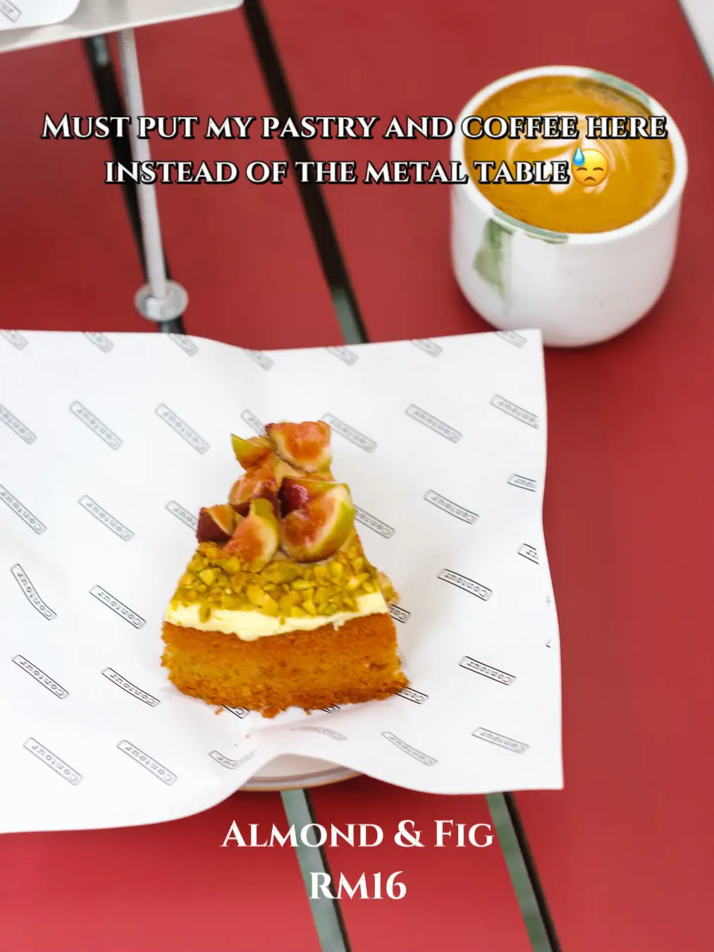 😭VERY BAD SEATING DESIGN at this viral BAKERY😓 | Galeri disiarkan oleh ...