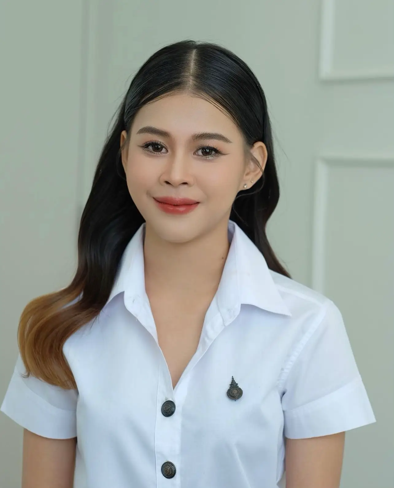 รีวิวช่างแต่งหน้าทำผม 1,500 บาท🤭 | แกลเลอรีที่โพสต์โดย Lookkaew | Lemon8