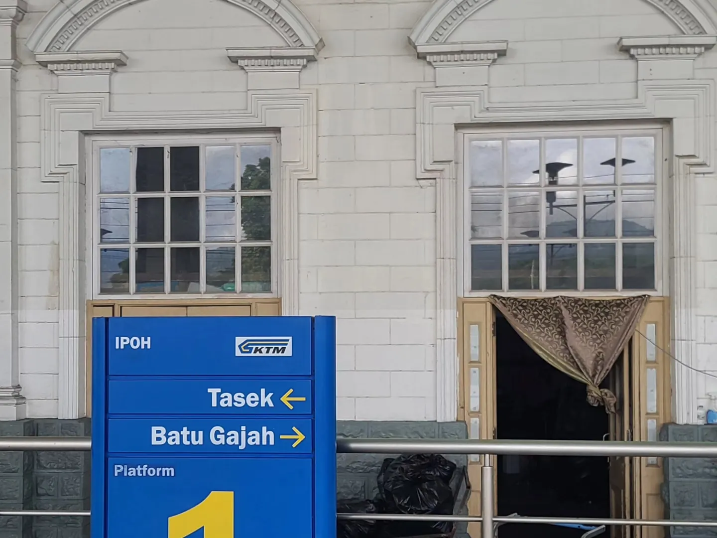 Train from KL to Ipoh, RM47.50 & 2.5hrs | Gallery posted by Picksg | Lemon8