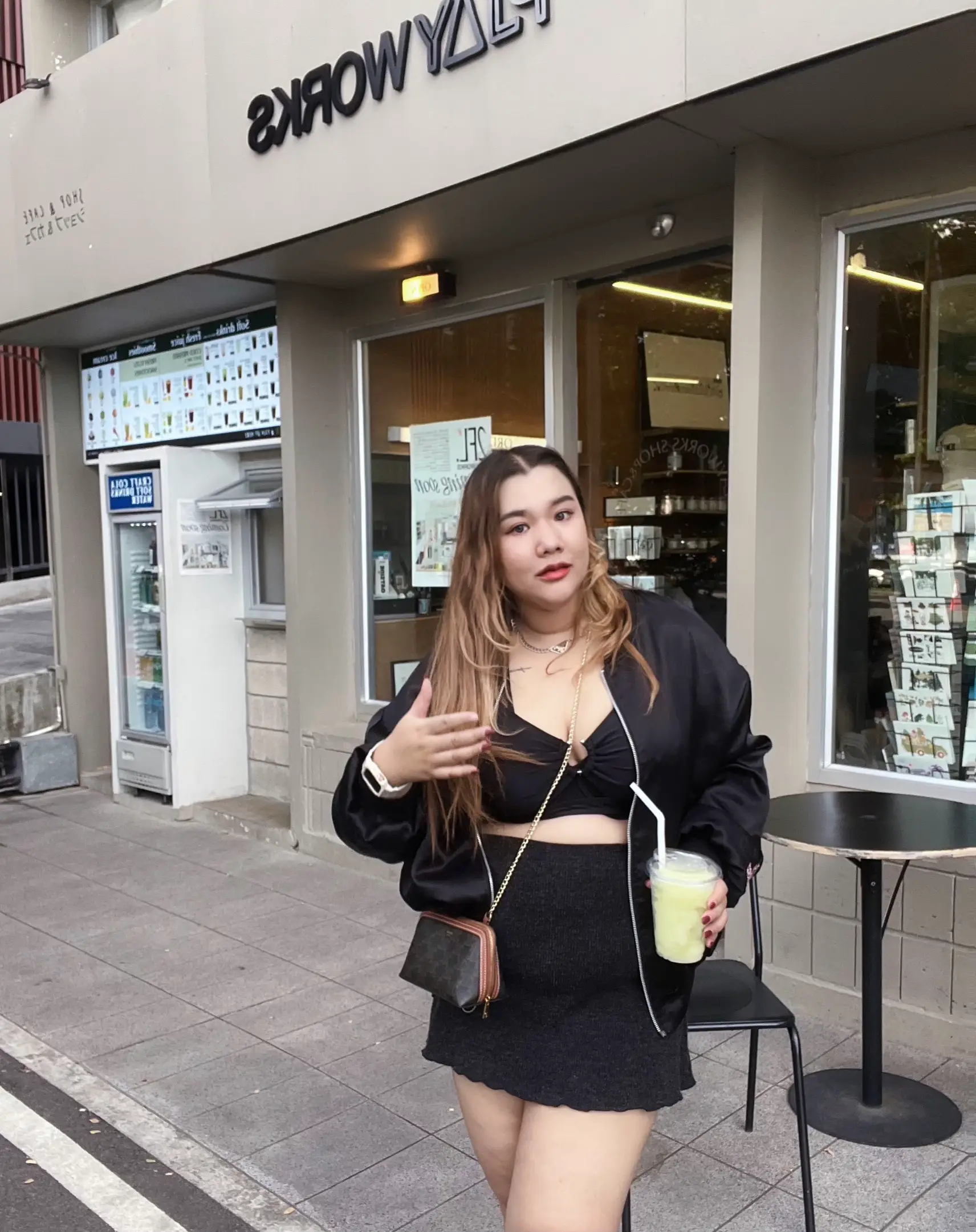 Outfit Idea ชุดดำช่ำใจ สาวหนัก90++ | แกลเลอรีที่โพสต์โดย MU CH | Lemon8