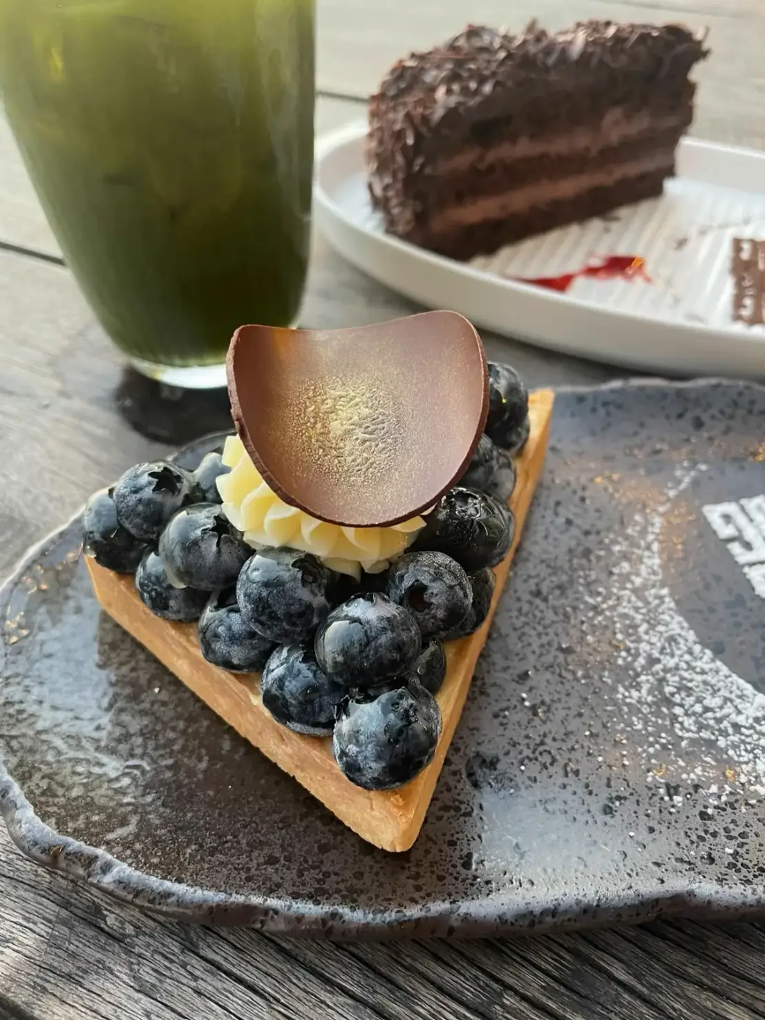 Hong Sieng Kong 🌞 คาเฟ่บรรยากาศชิว ริมแม่น้ำเจ้าพระยา | แกลเลอรีที่ ...